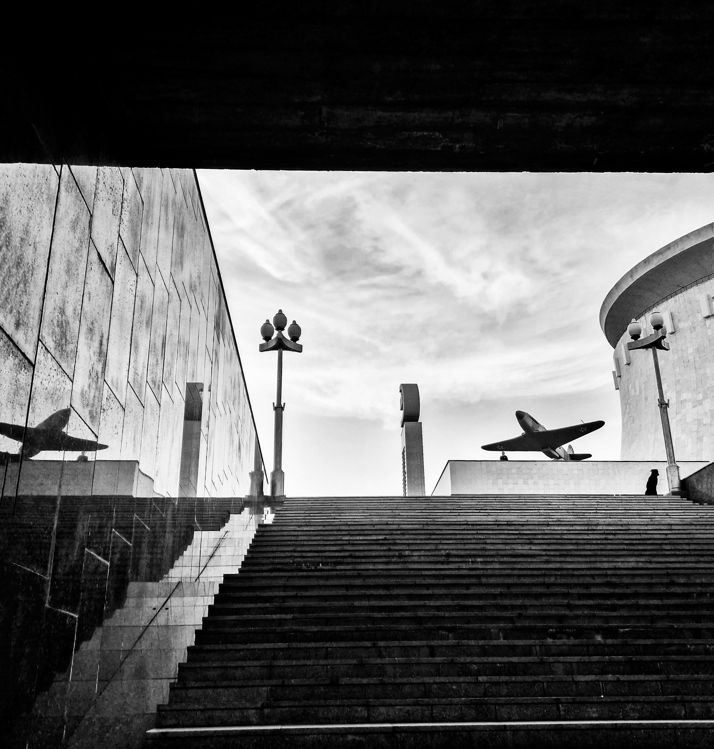 Stairway to Silent Geometry