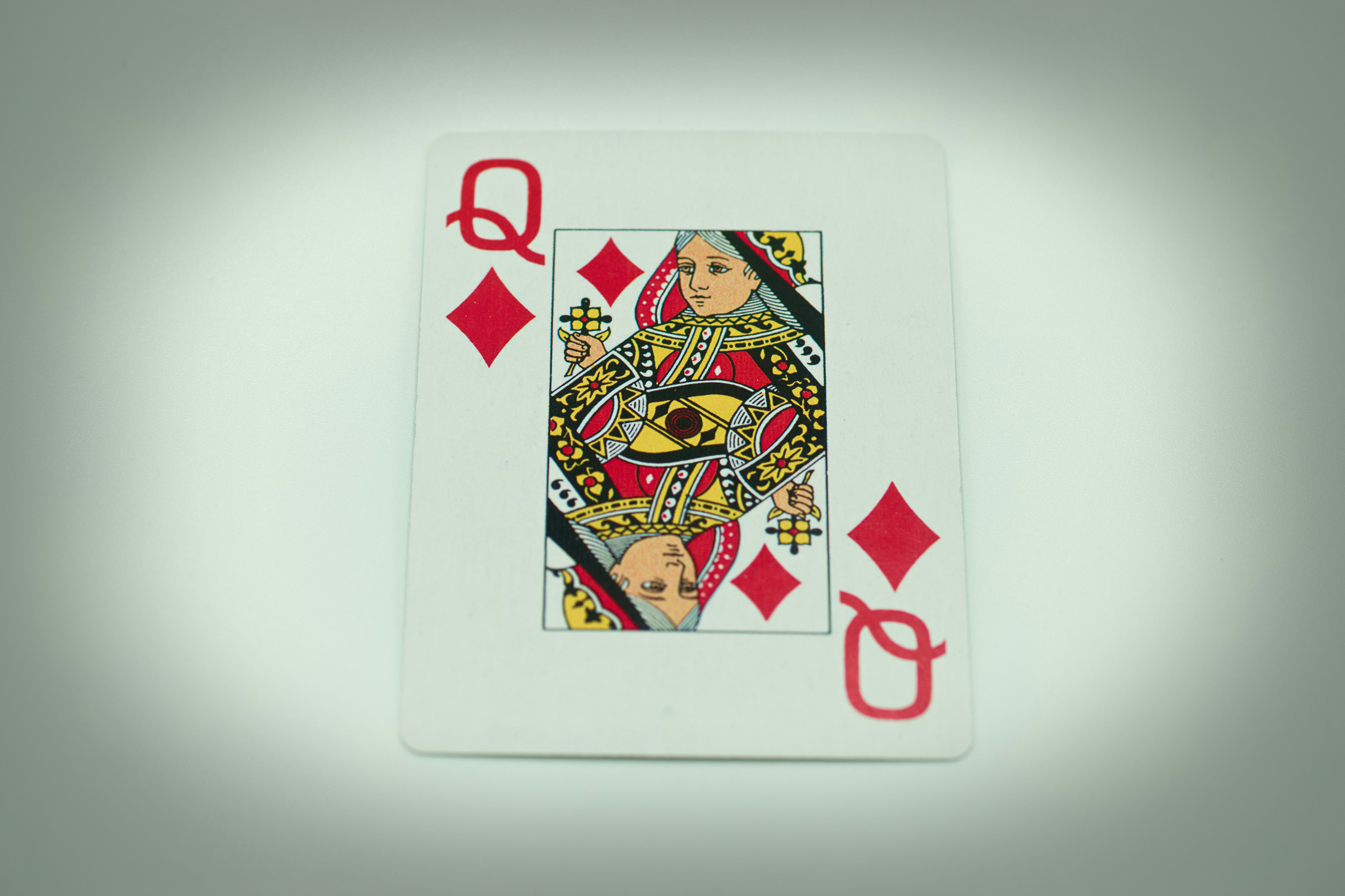 Queen Card Pictures | Download Free Images on Unsplash