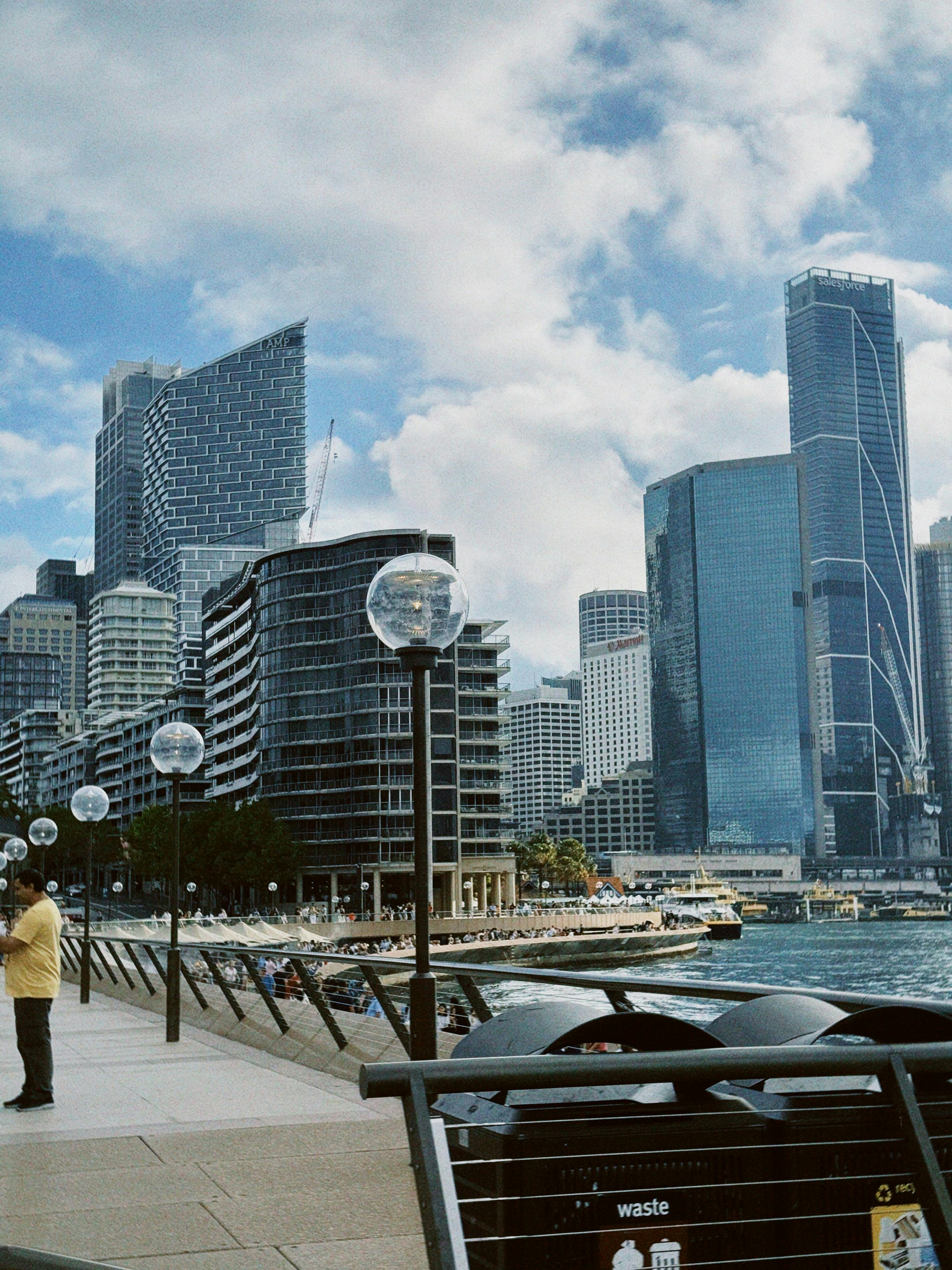 Photo by angg Y with Apple iPhone 15 Pro Max