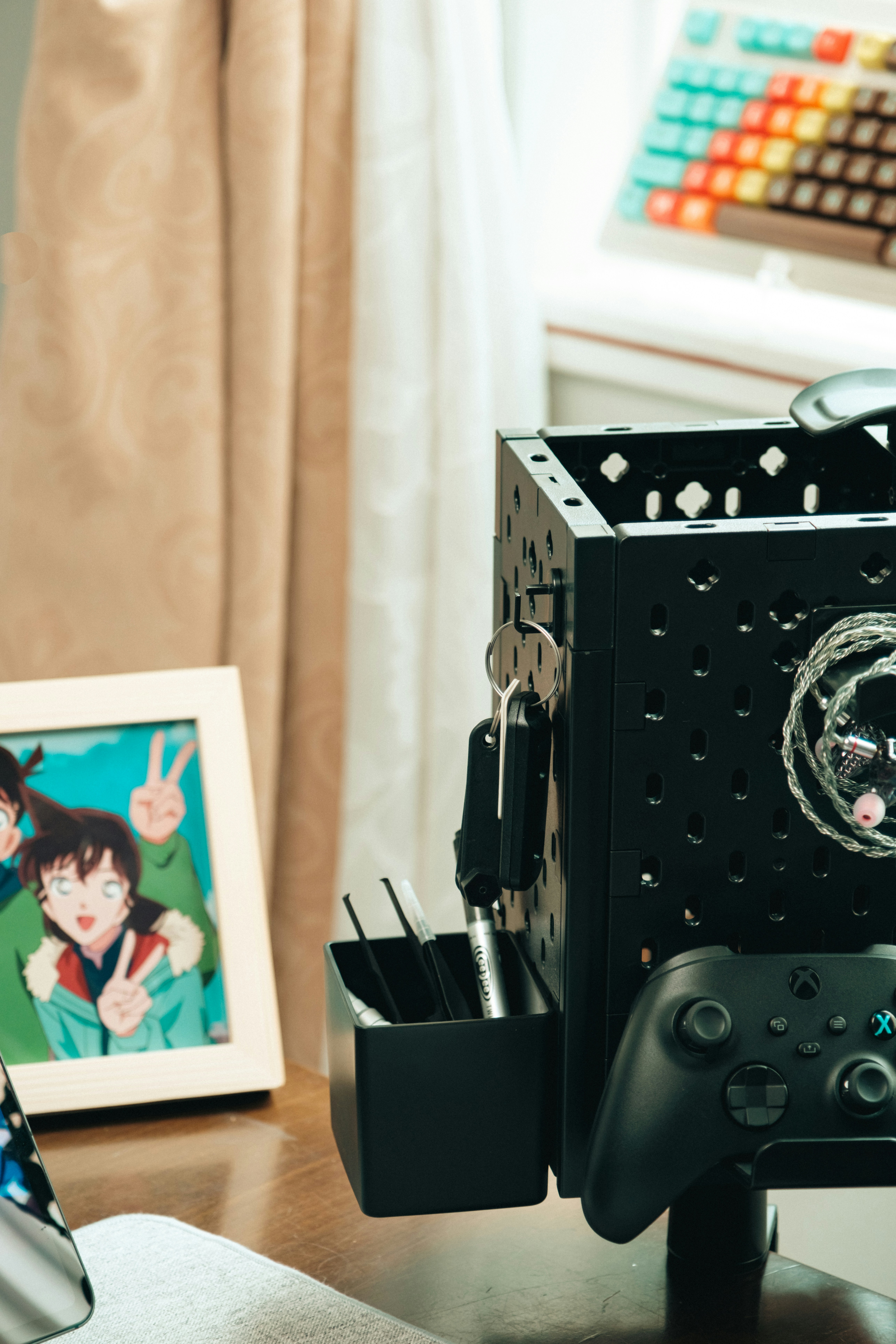 A video game projector sitting on top of a wooden table photo – Free ...