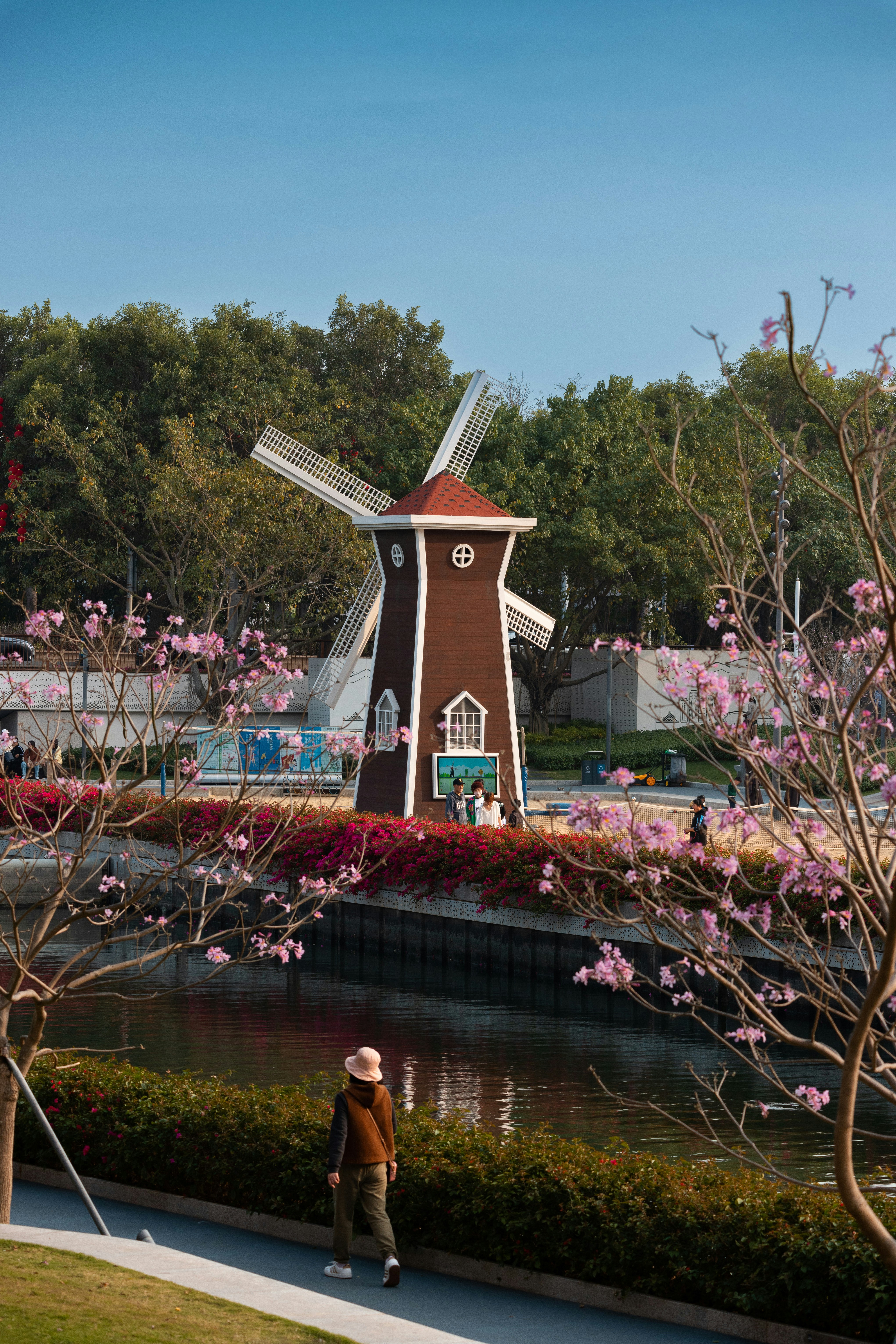 Riverside Windmill in Bloom: A Quiet Park Moment