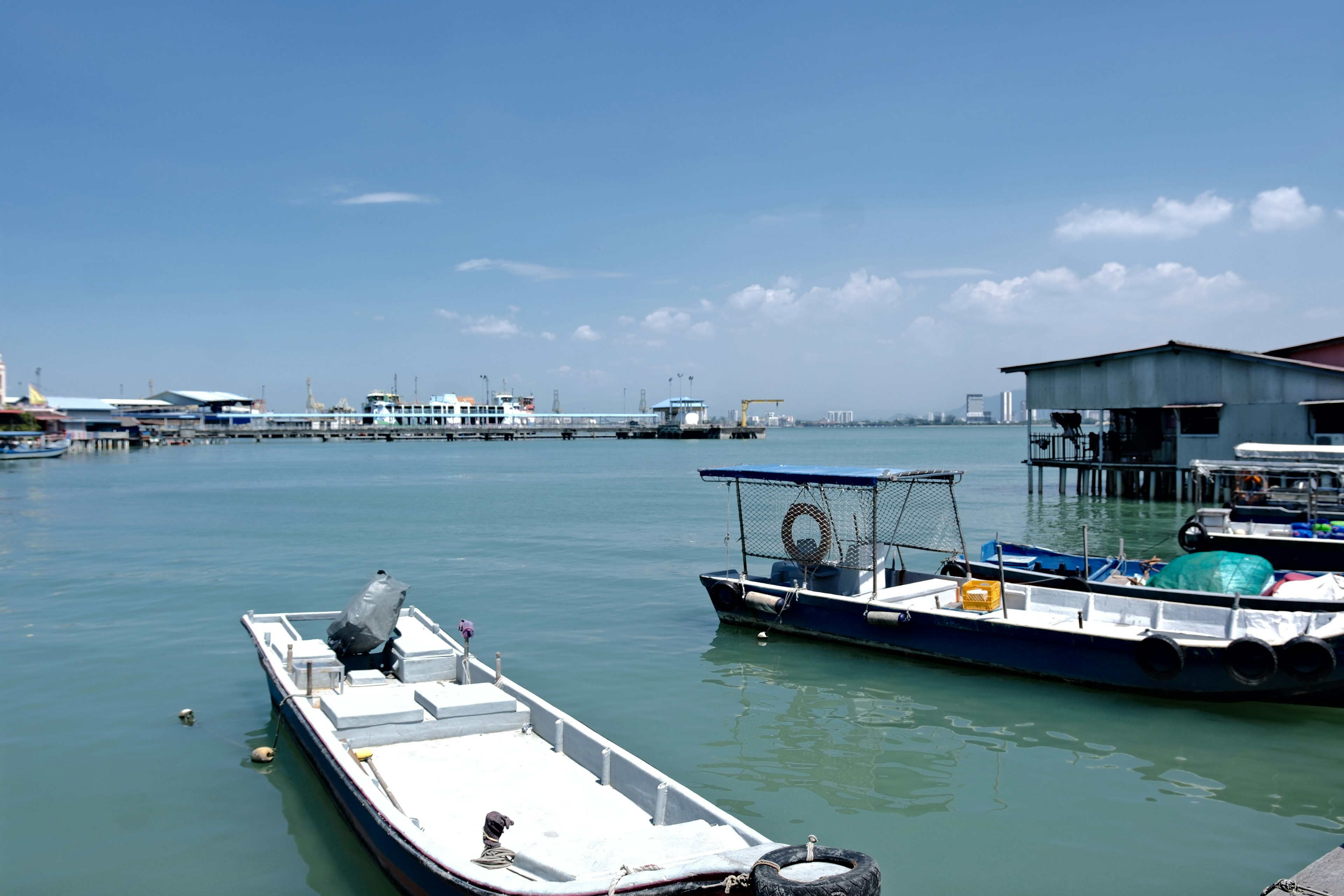 Photo by Hongwei FAN with Fujifilm X-T5