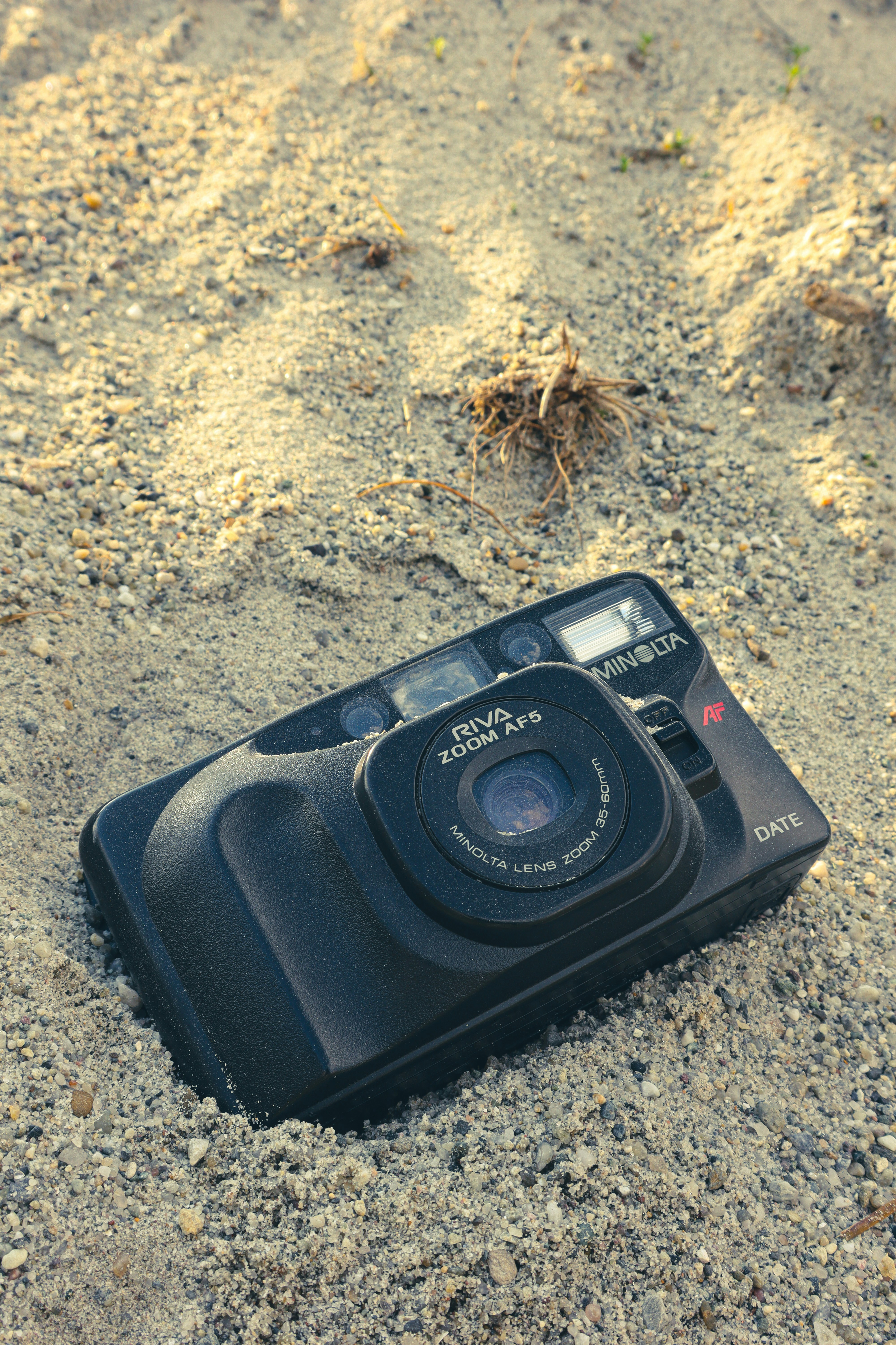 Buried in Time: The Riva Zoom AF5 Resting in Desert Sand