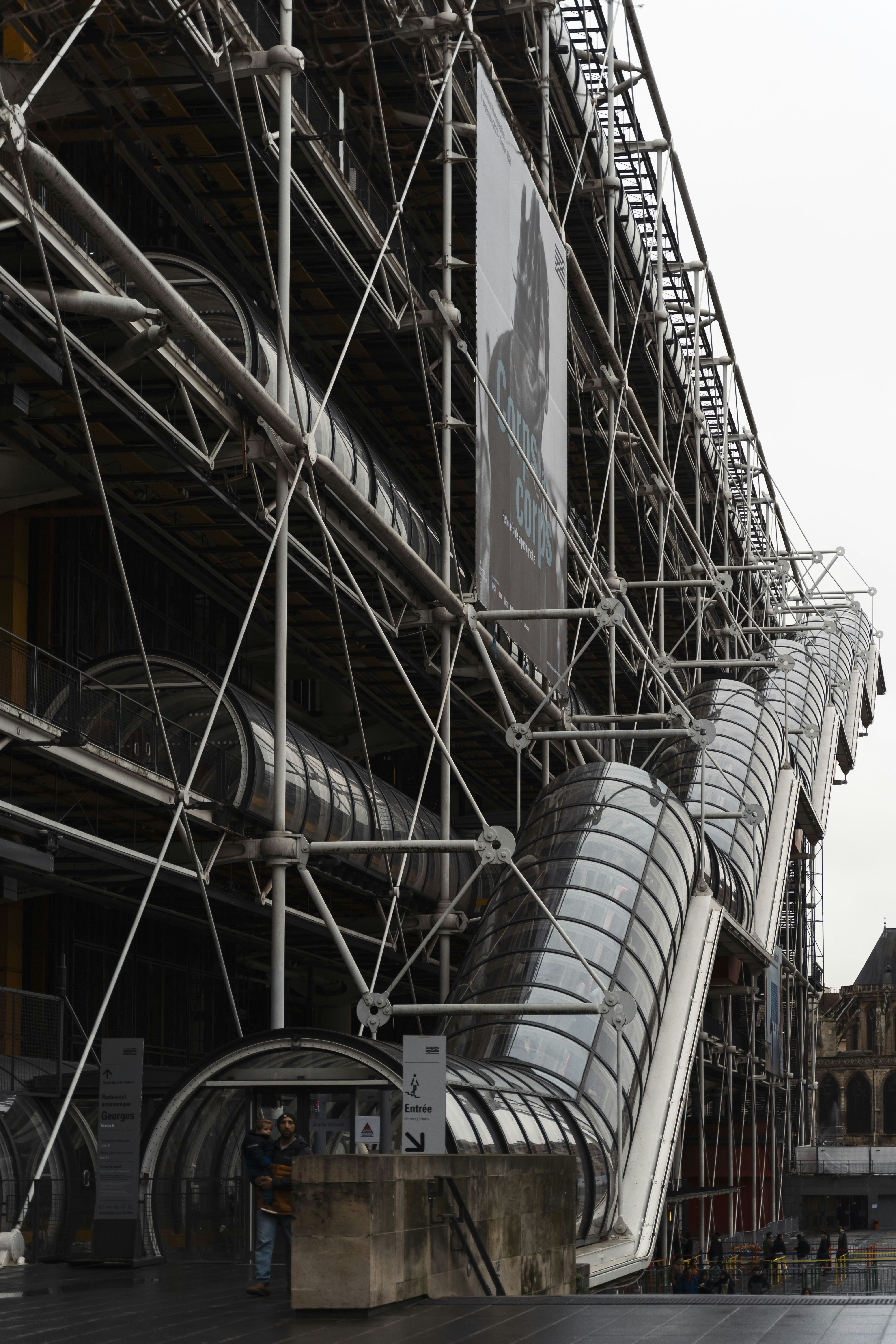 Industrial Spiral: A Facade of Steel and Glass Under Construction