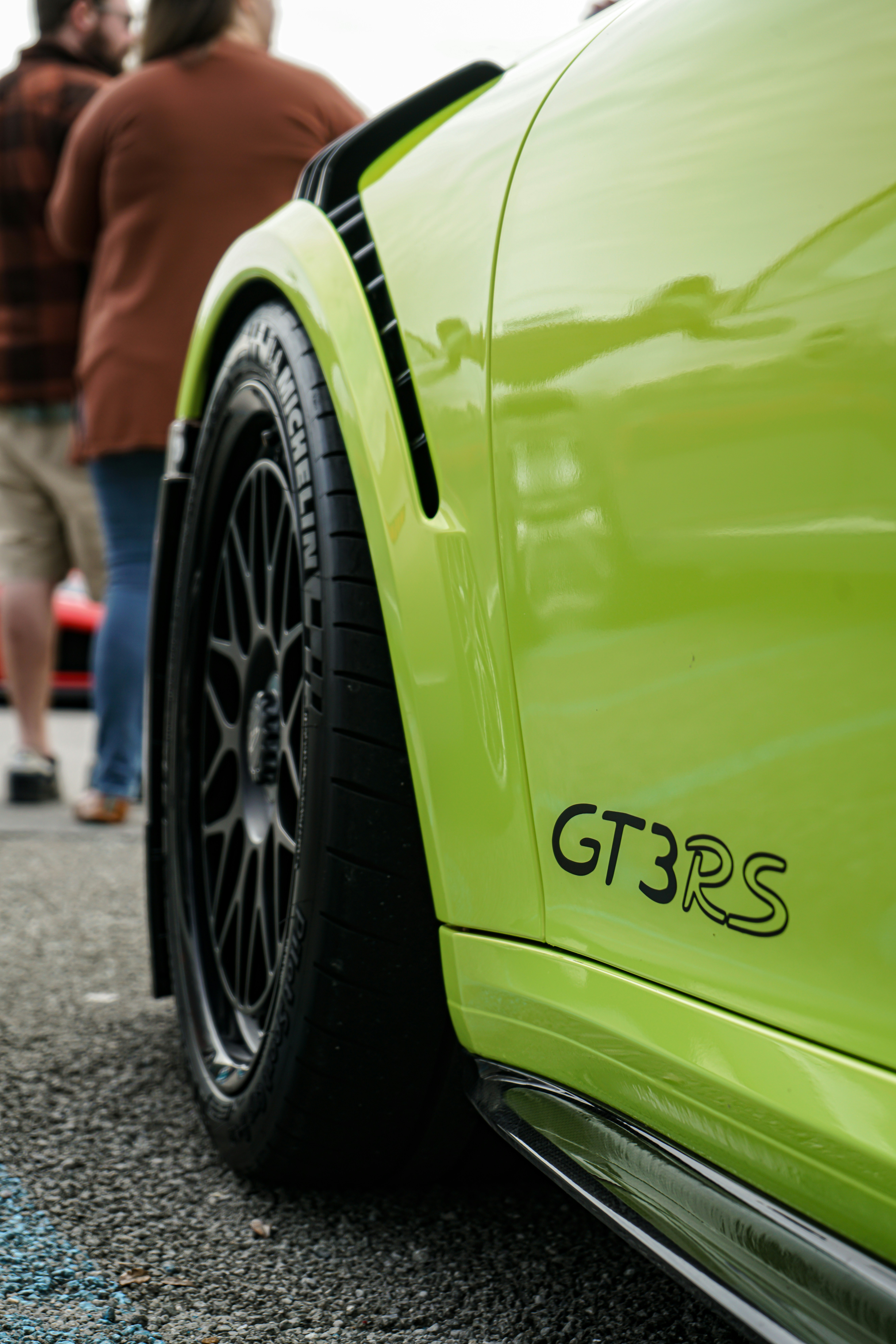Lime Pulse: Close-Up on the GT3 RS Fender and Wheel