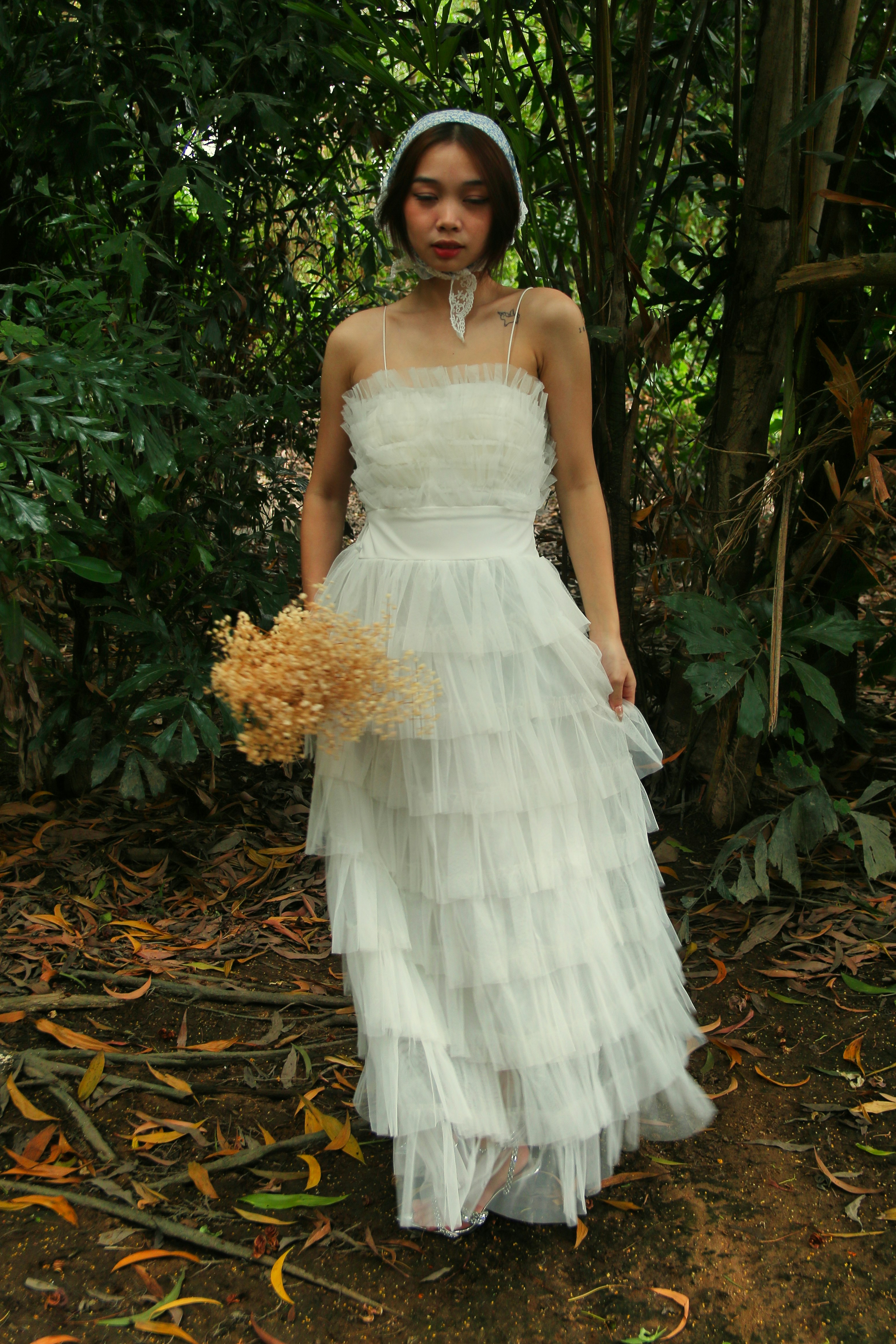 Forest Bride in Cascading Tulle: Quiet Elegance Among the Greenery