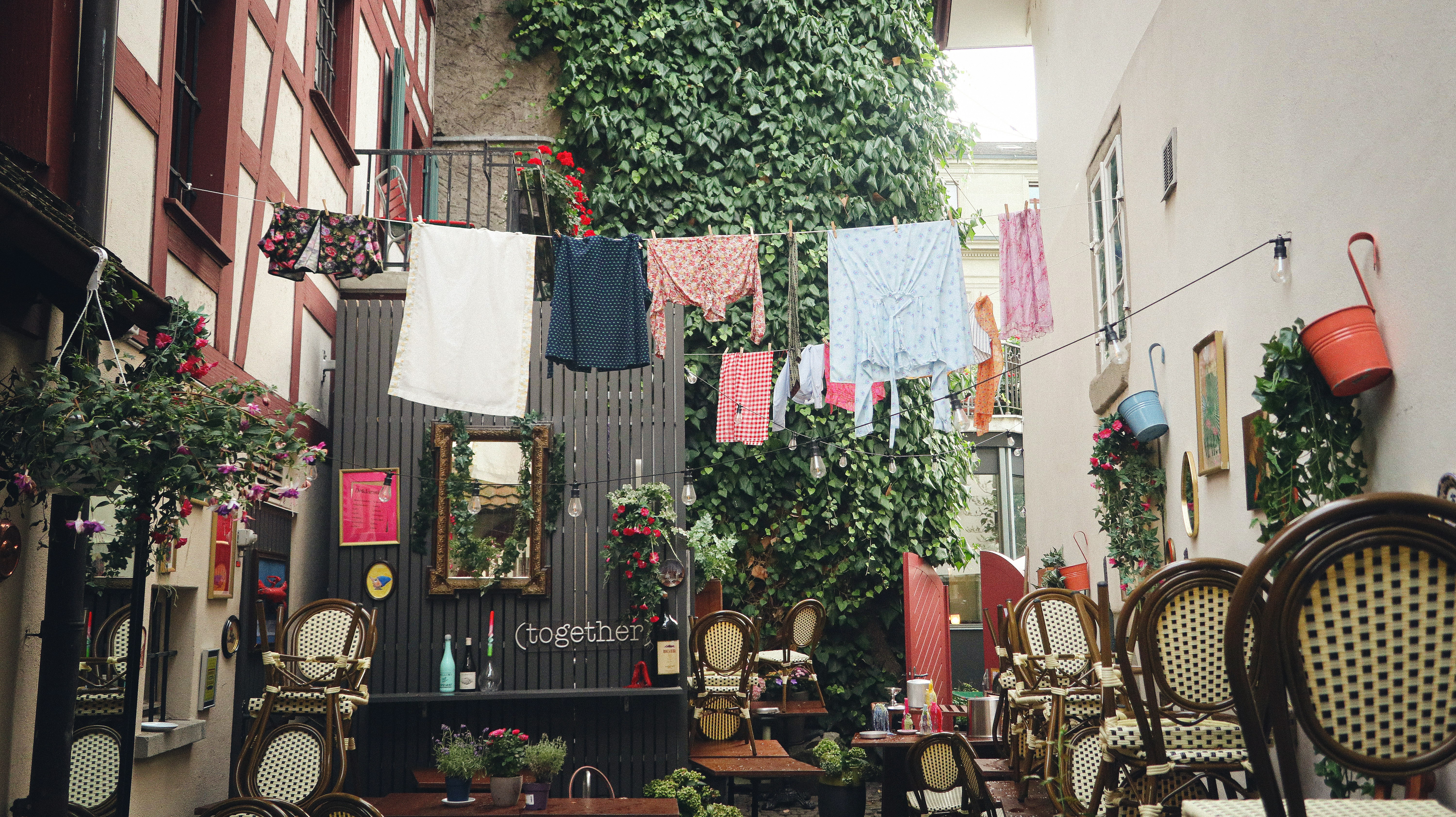 Gambar Desain Swiss | Unduh Gambar Gratis di Unsplash