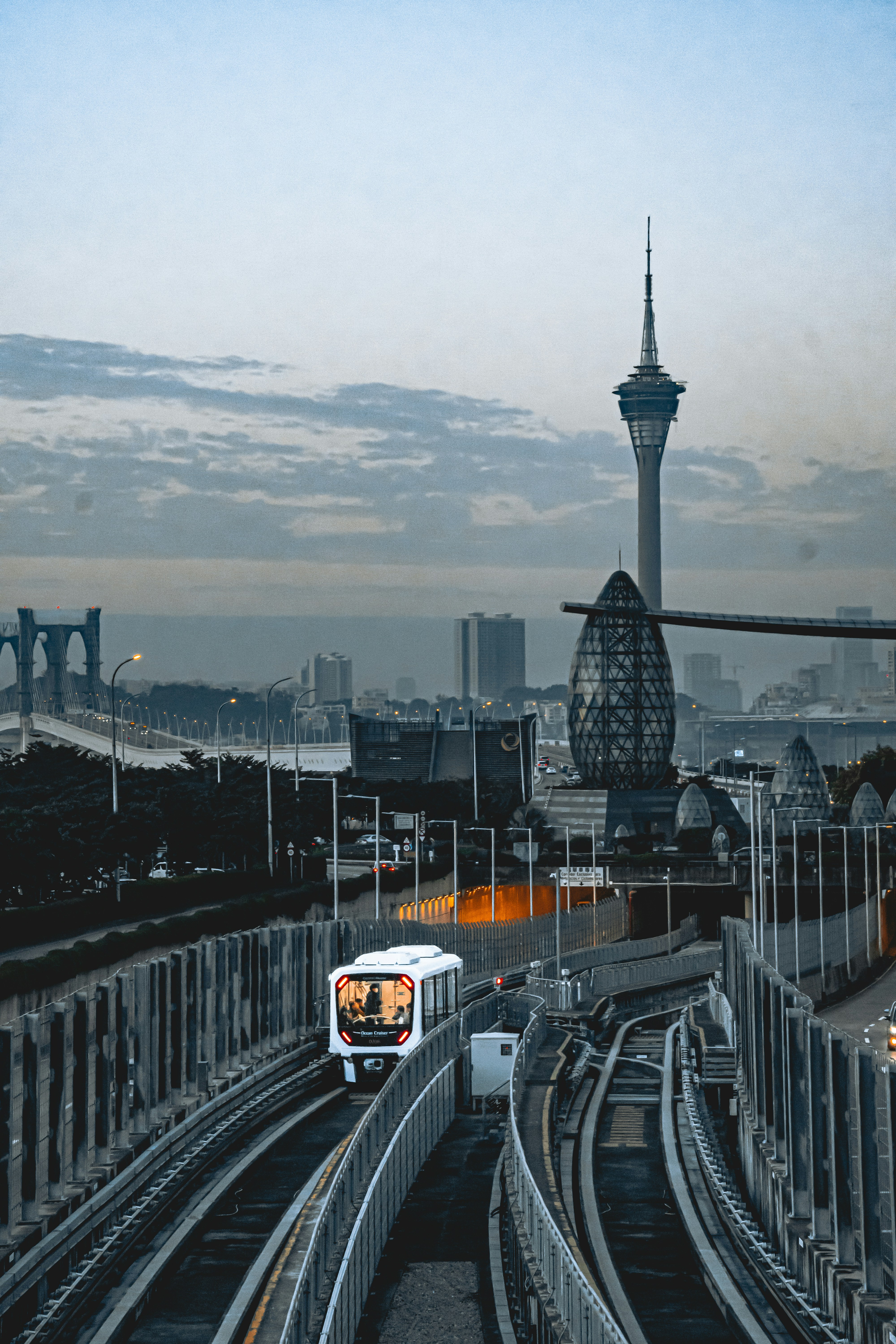 Gambar Lrt | Unduh Gambar Gratis di Unsplash