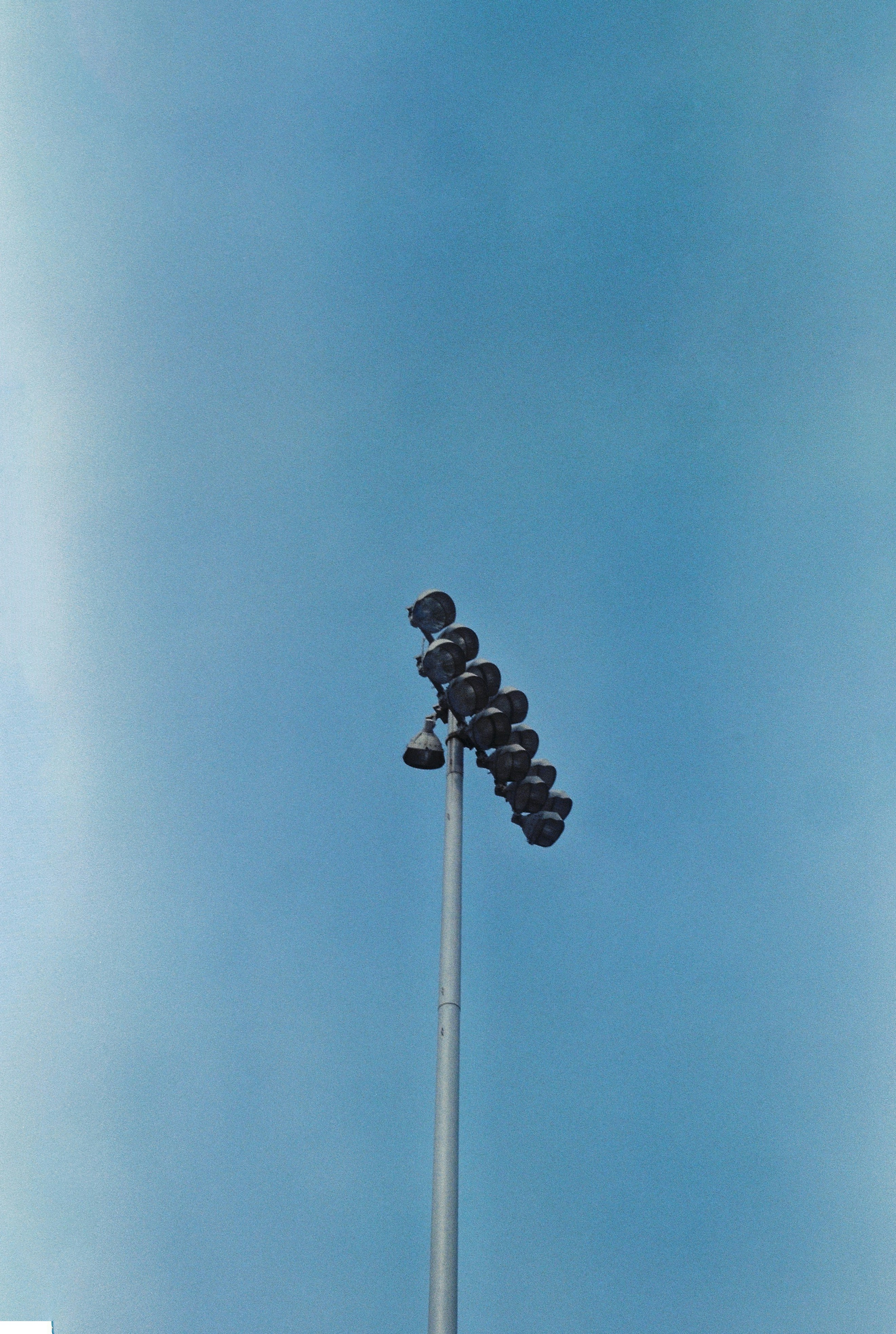 Photo by Nguyễn Hiệp with Fujifilm SP-3000