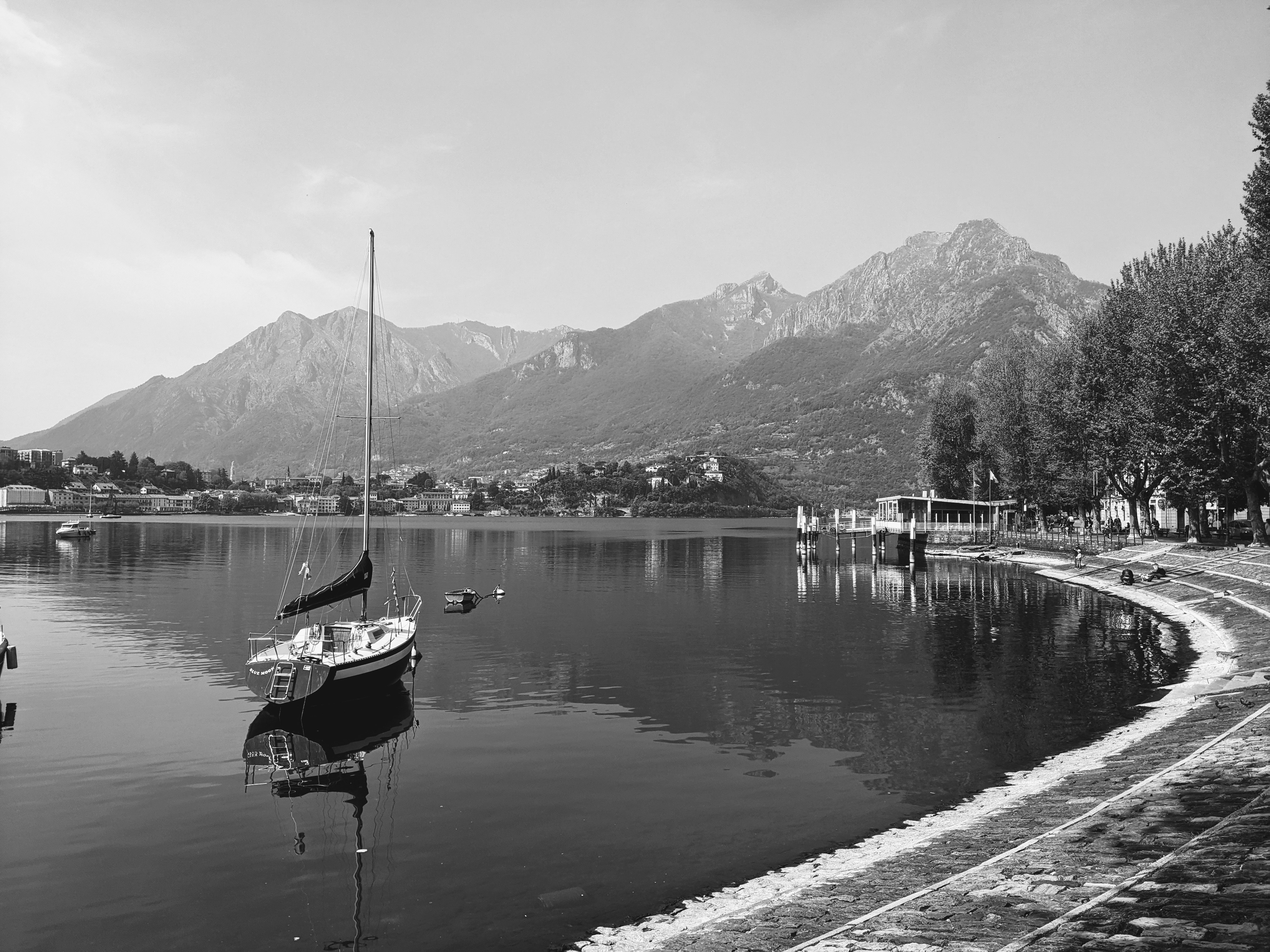 Serenity by the Lakeside
