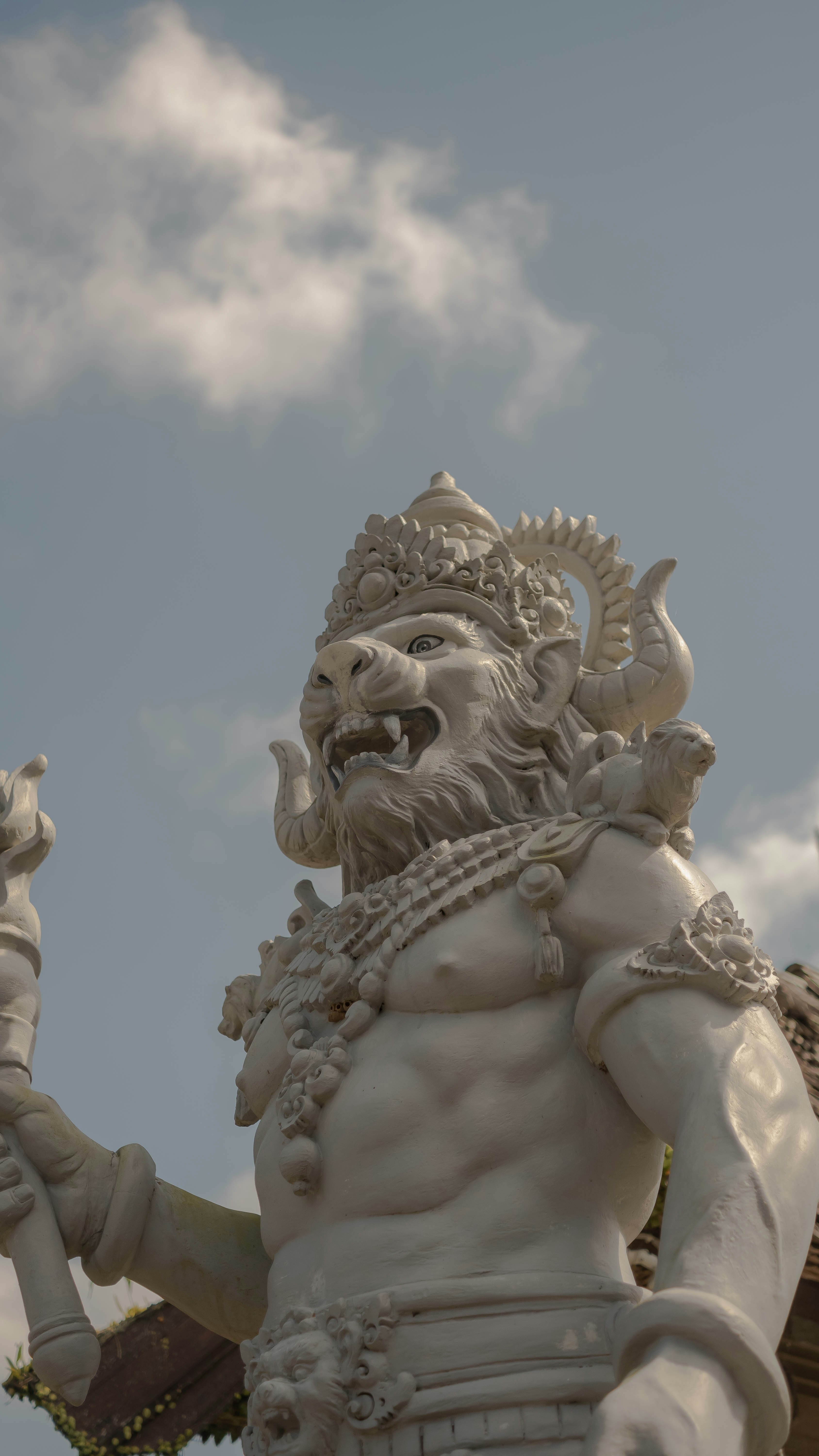Majestic Guardian of the Temple
