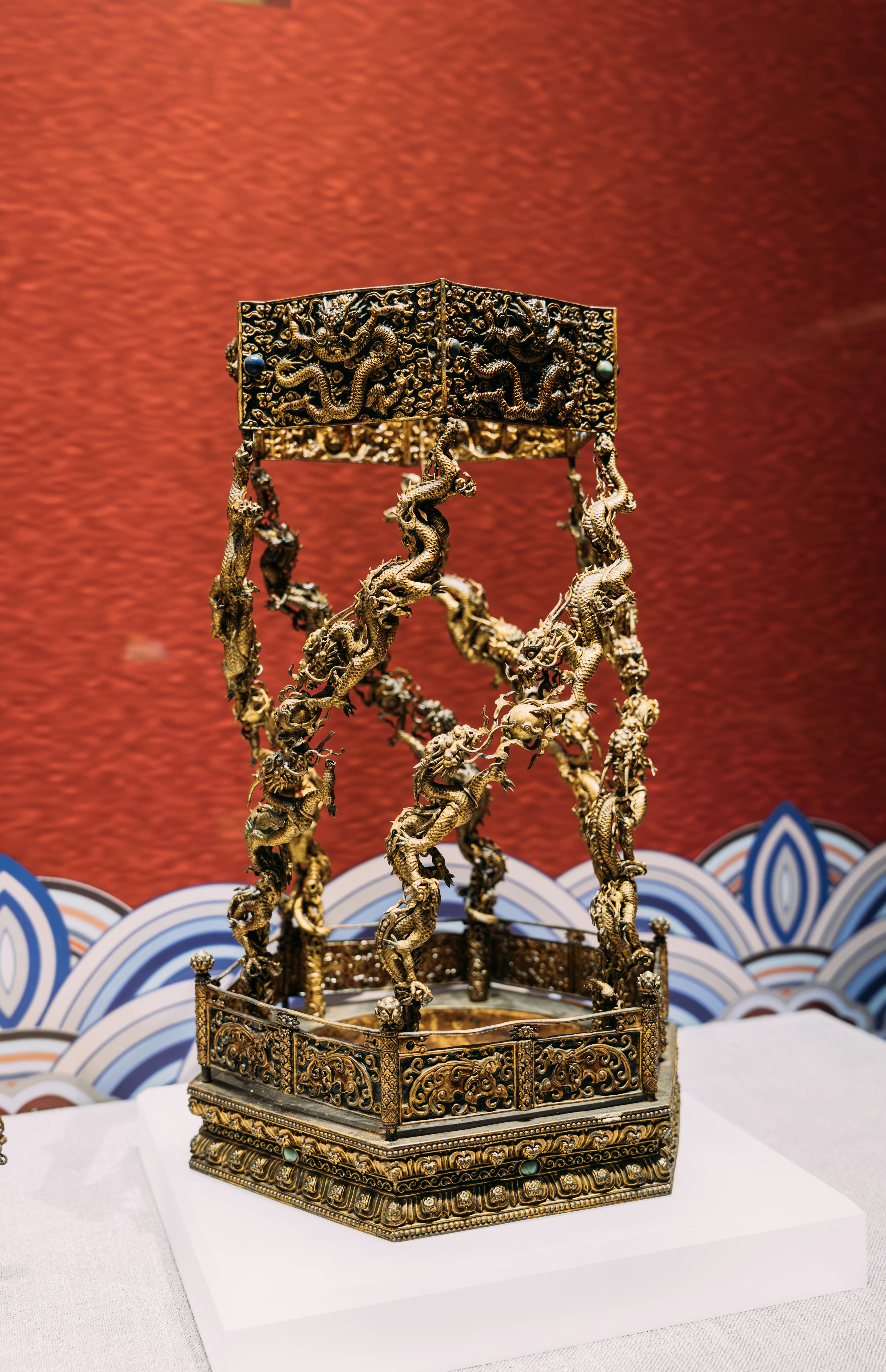 Crimson Stage, Dragon-Frame Shrine: Ancestral Filigree in Gold