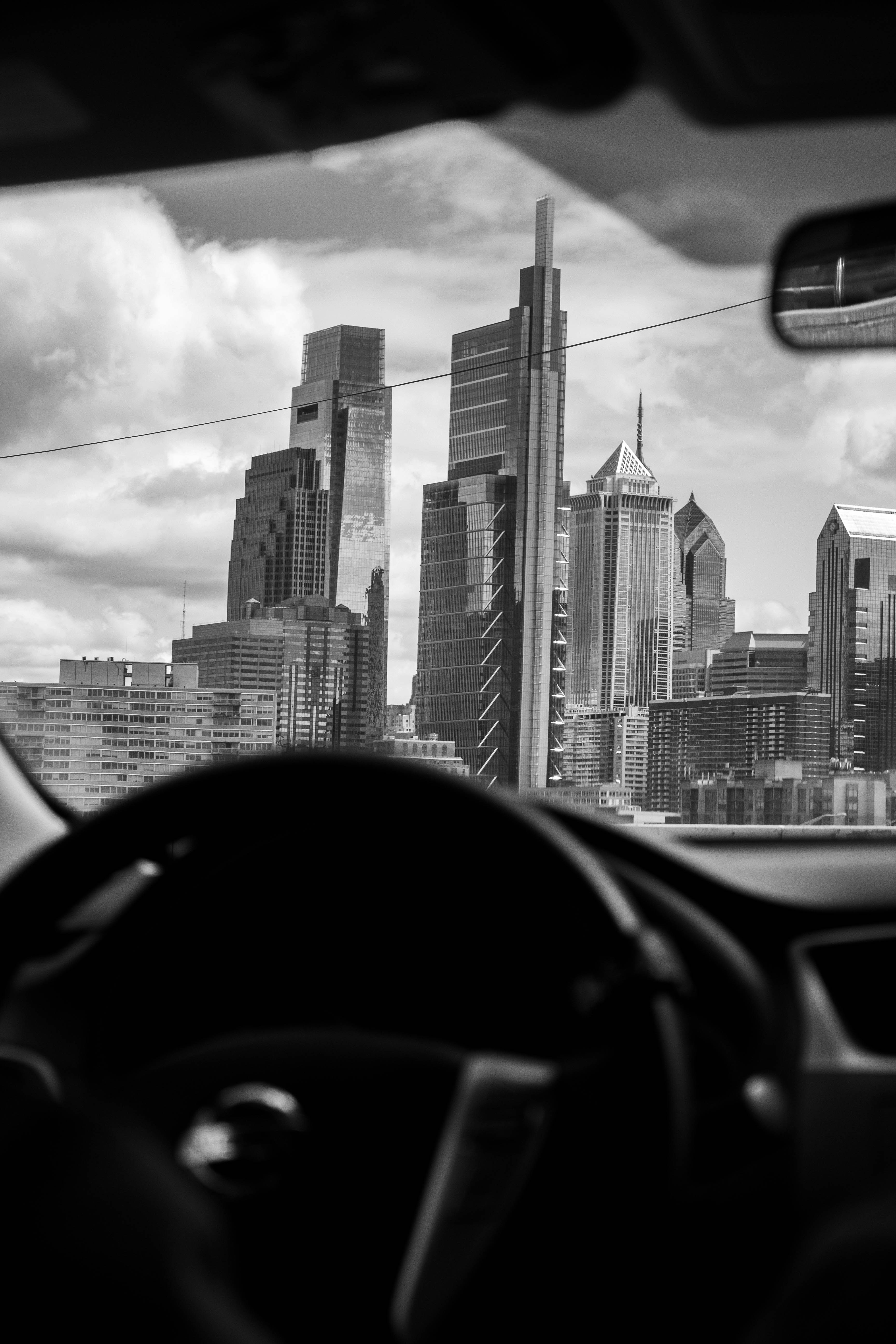 A view of a city from inside a car photo – Free Car Image on Unsplash