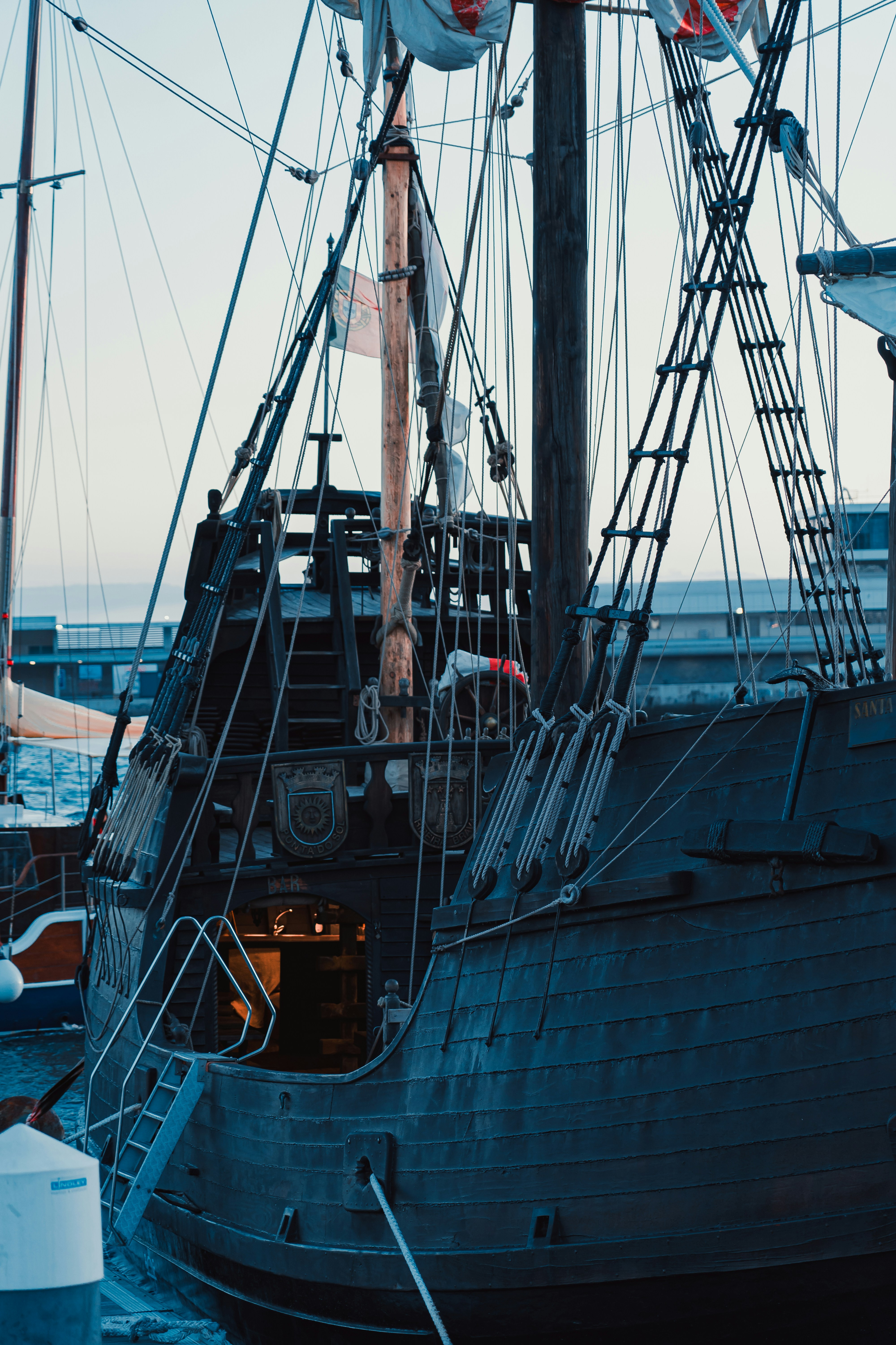 Best 500+ Ship Images [HD] | Download Free Pictures on Unsplash