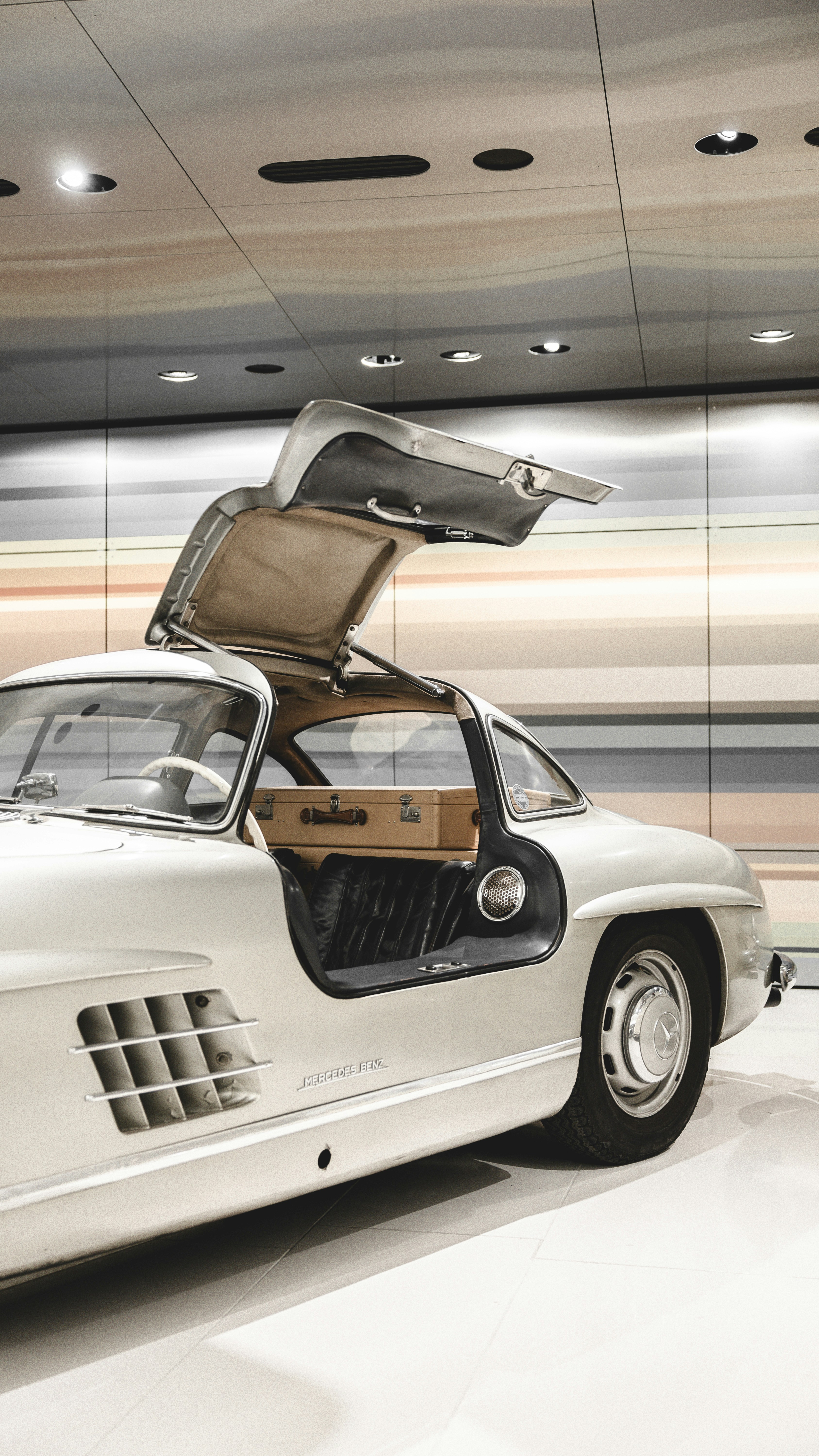 Gullwing in the Gallery: A Mercedes 300SL Surrounded by Modern Lines