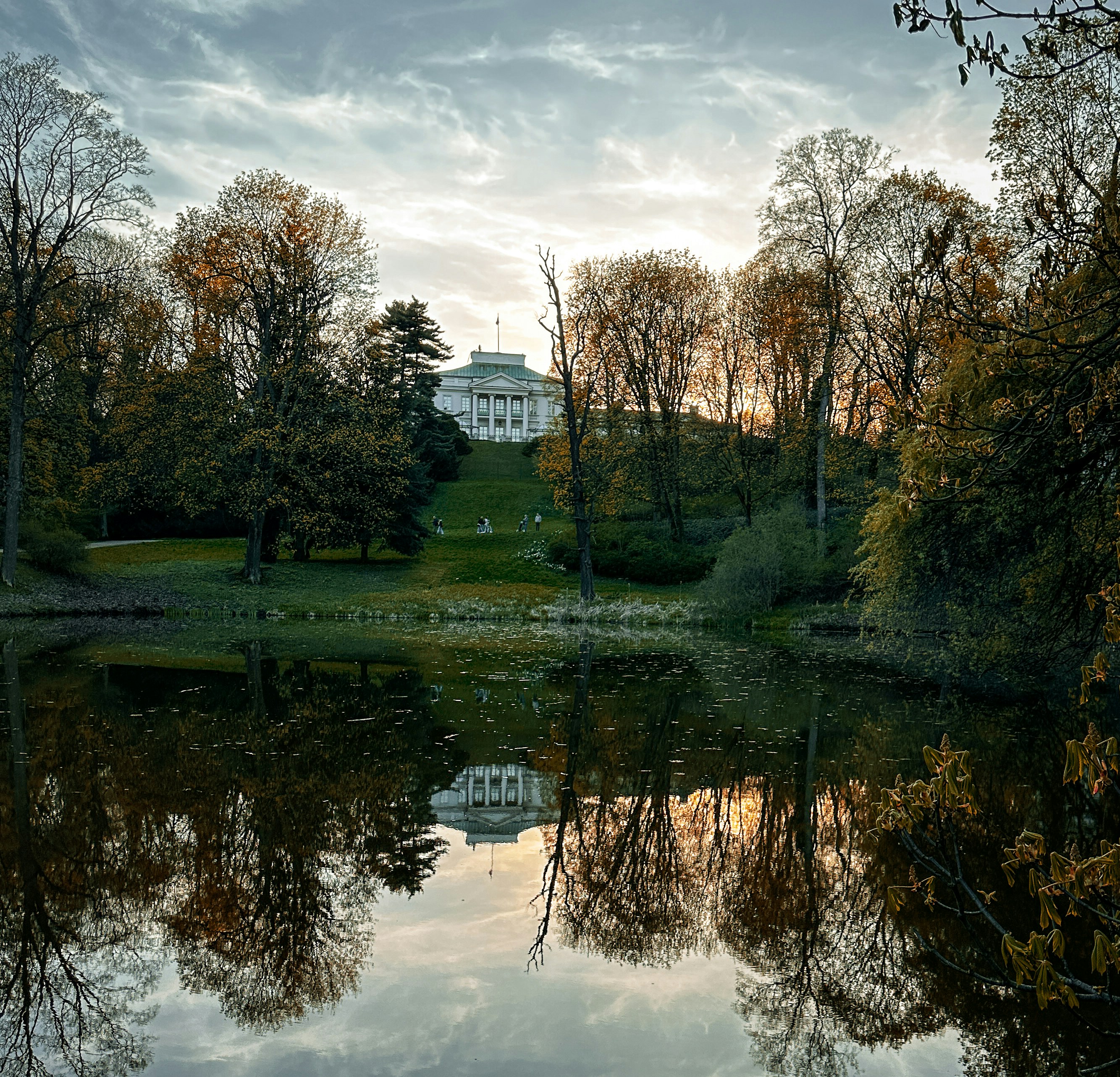 Autumn Reverie at the Pavilion: Reflections Over a Tranquil Lake