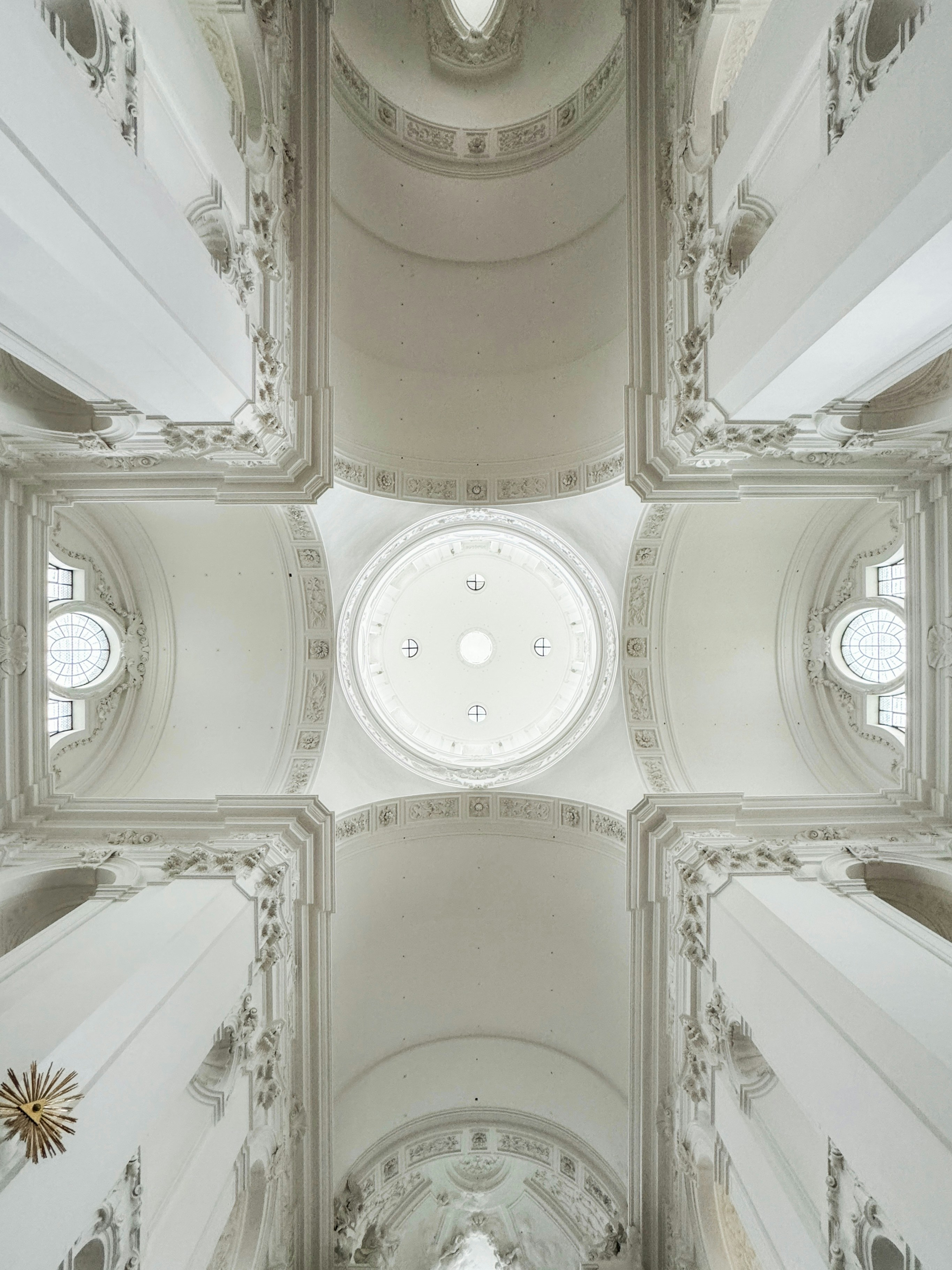 The ceiling of a church with a circular window photo – Free Salzburg ...