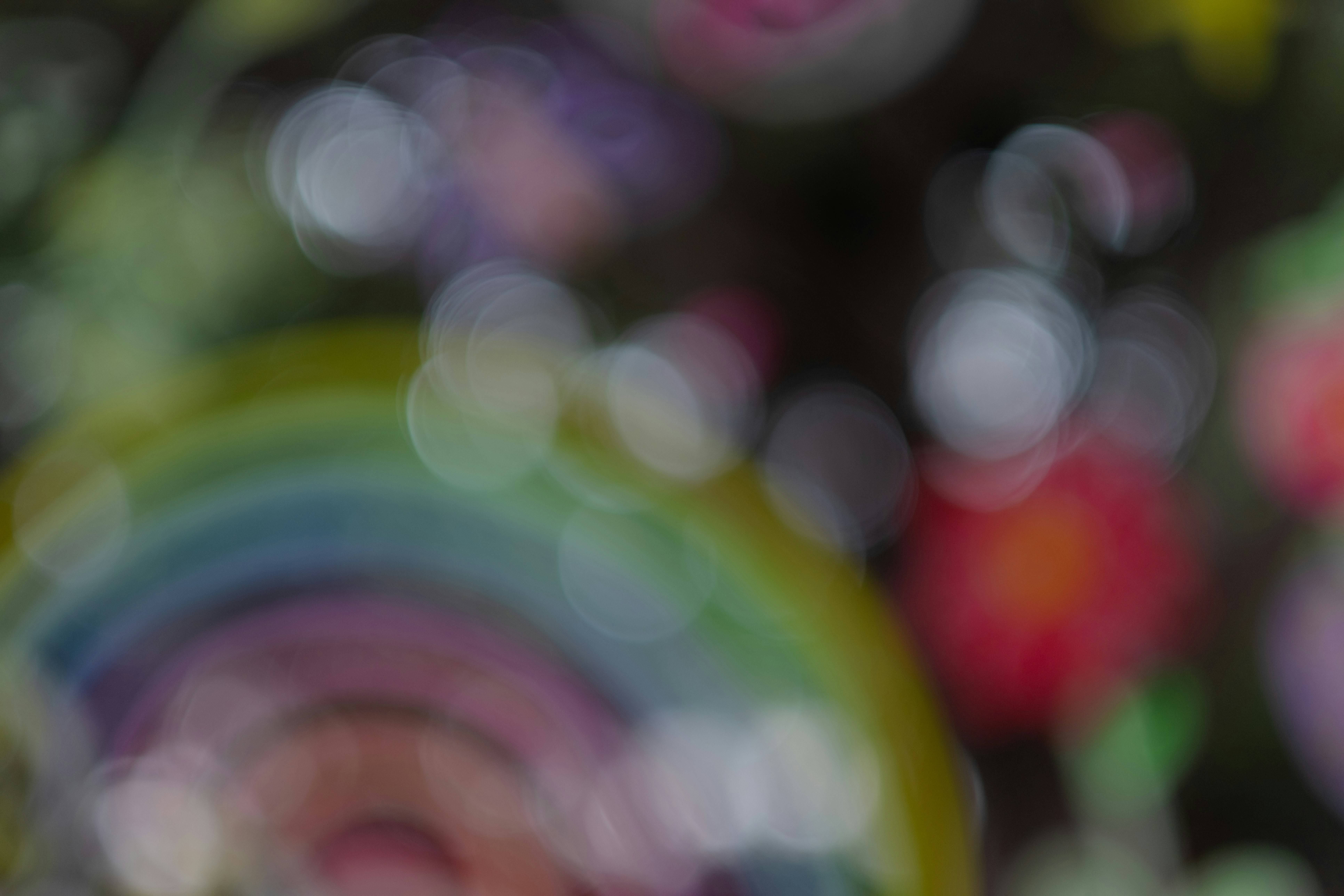 A blurry photo of a multicolored object photo – Free Soft focus effect ...