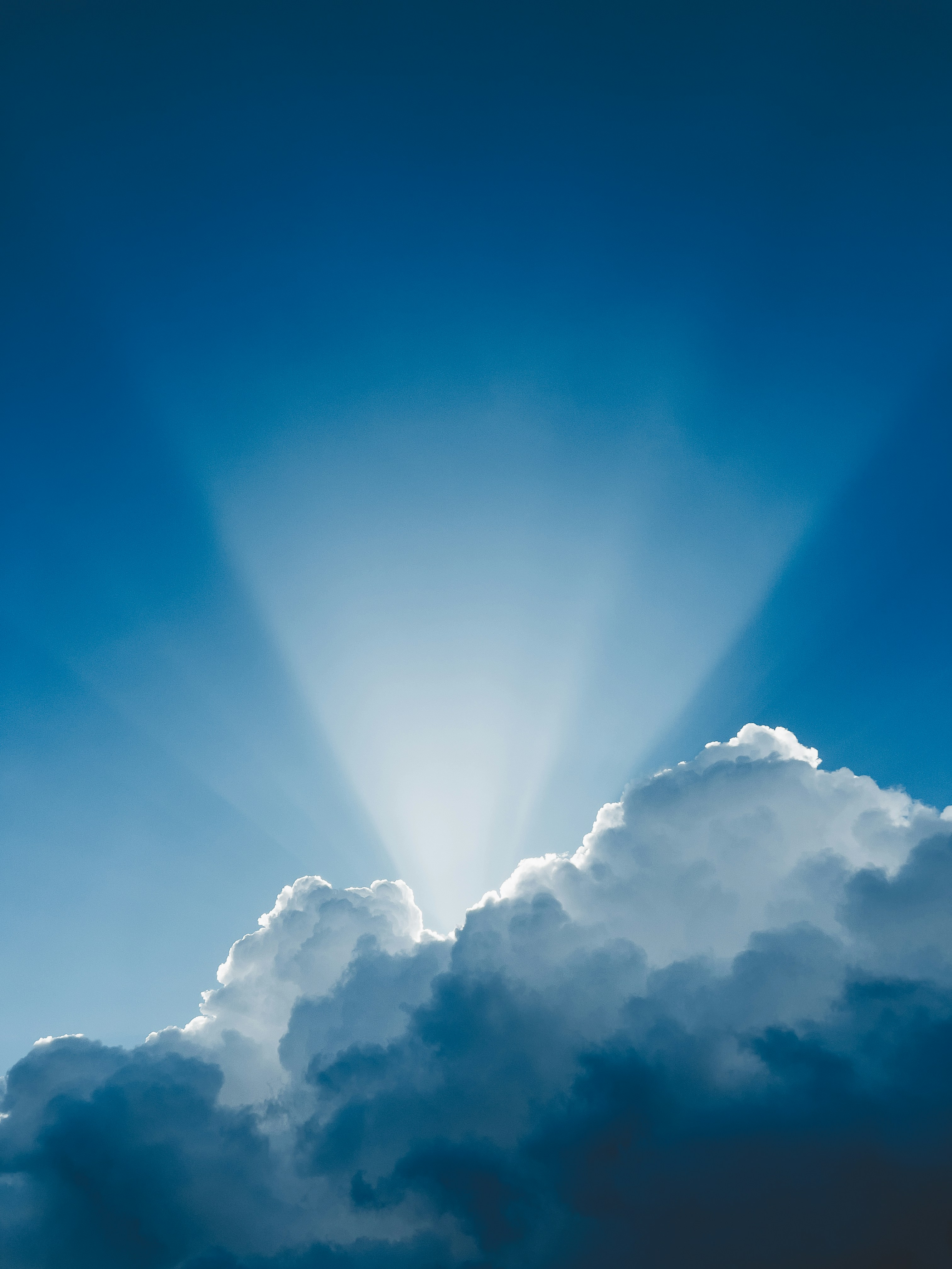 The sun is shining through the clouds in the sky photo – Free Blue ...