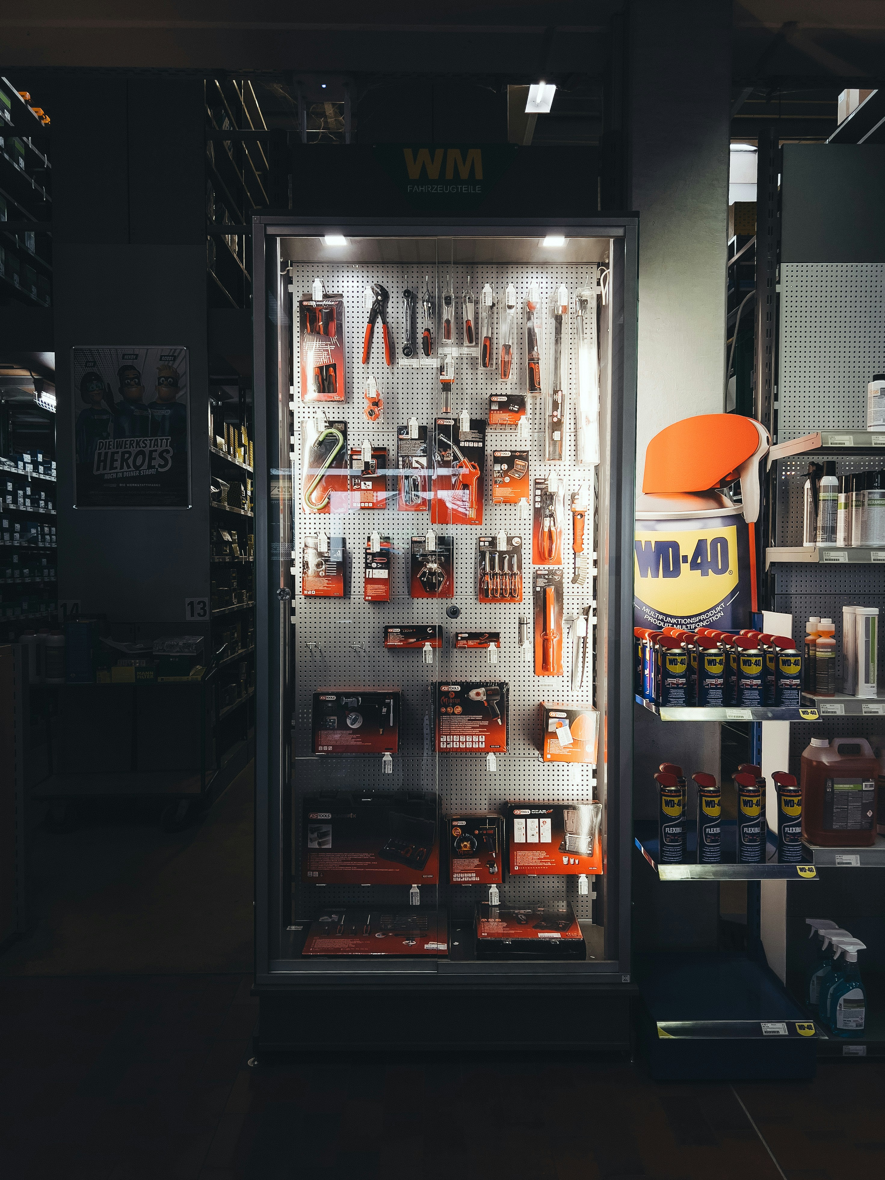 Glass-Front Tool Vault: A Quiet Midnight Spotlight on Hardware