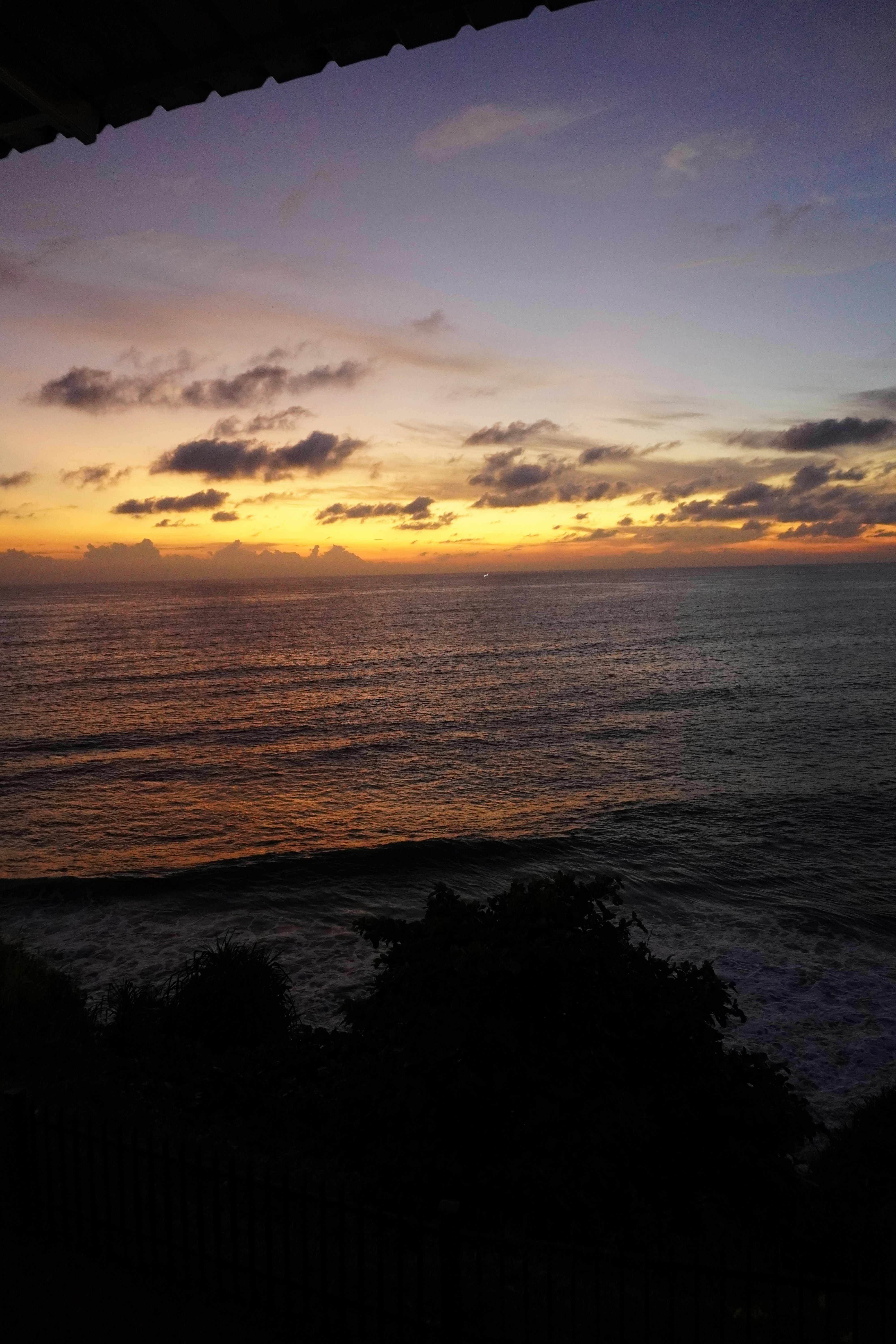 Horizon Ember: Sunset Quiet over the Ocean