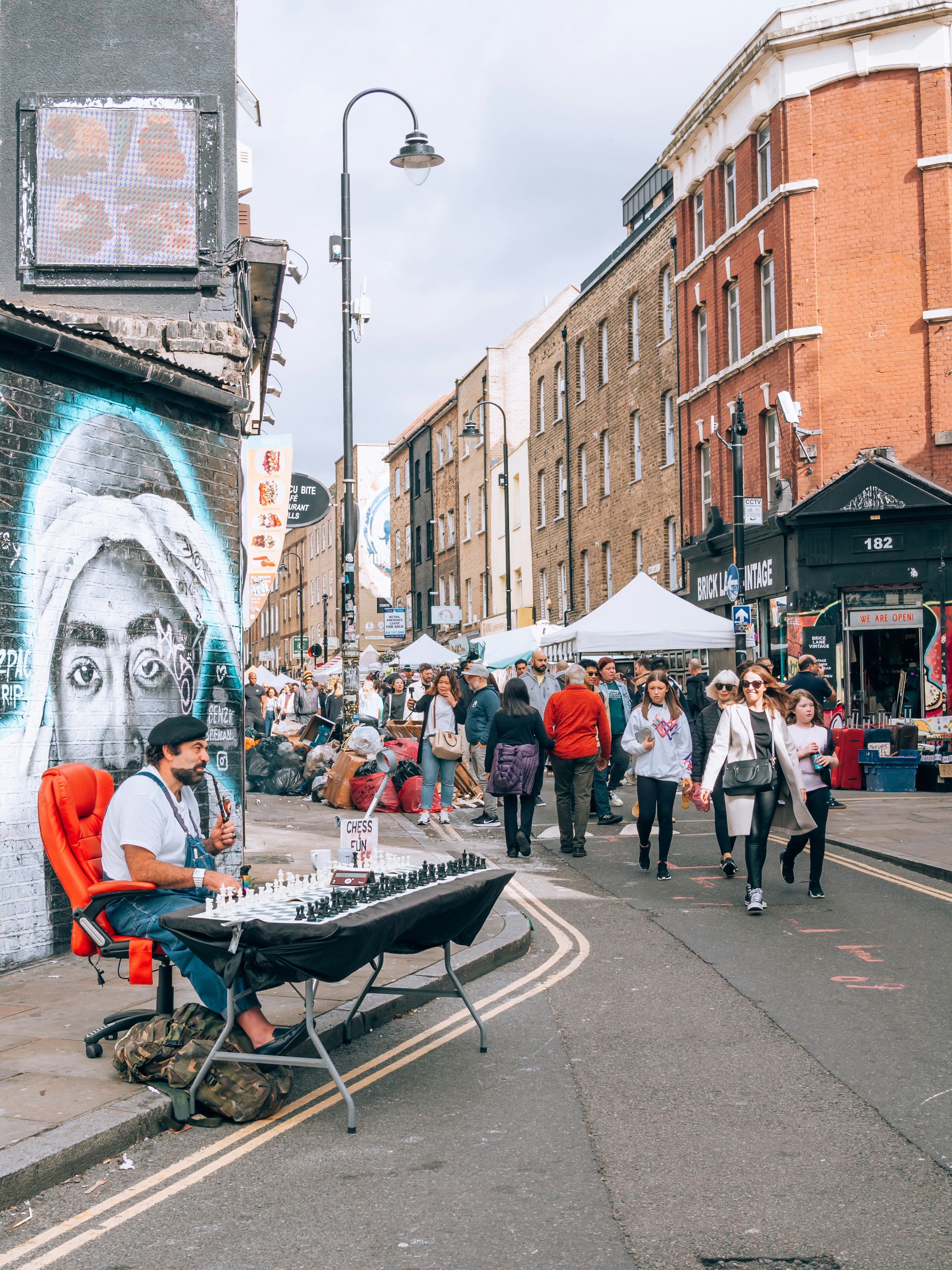 Pavement Chess and Murals: Street Market in Motion