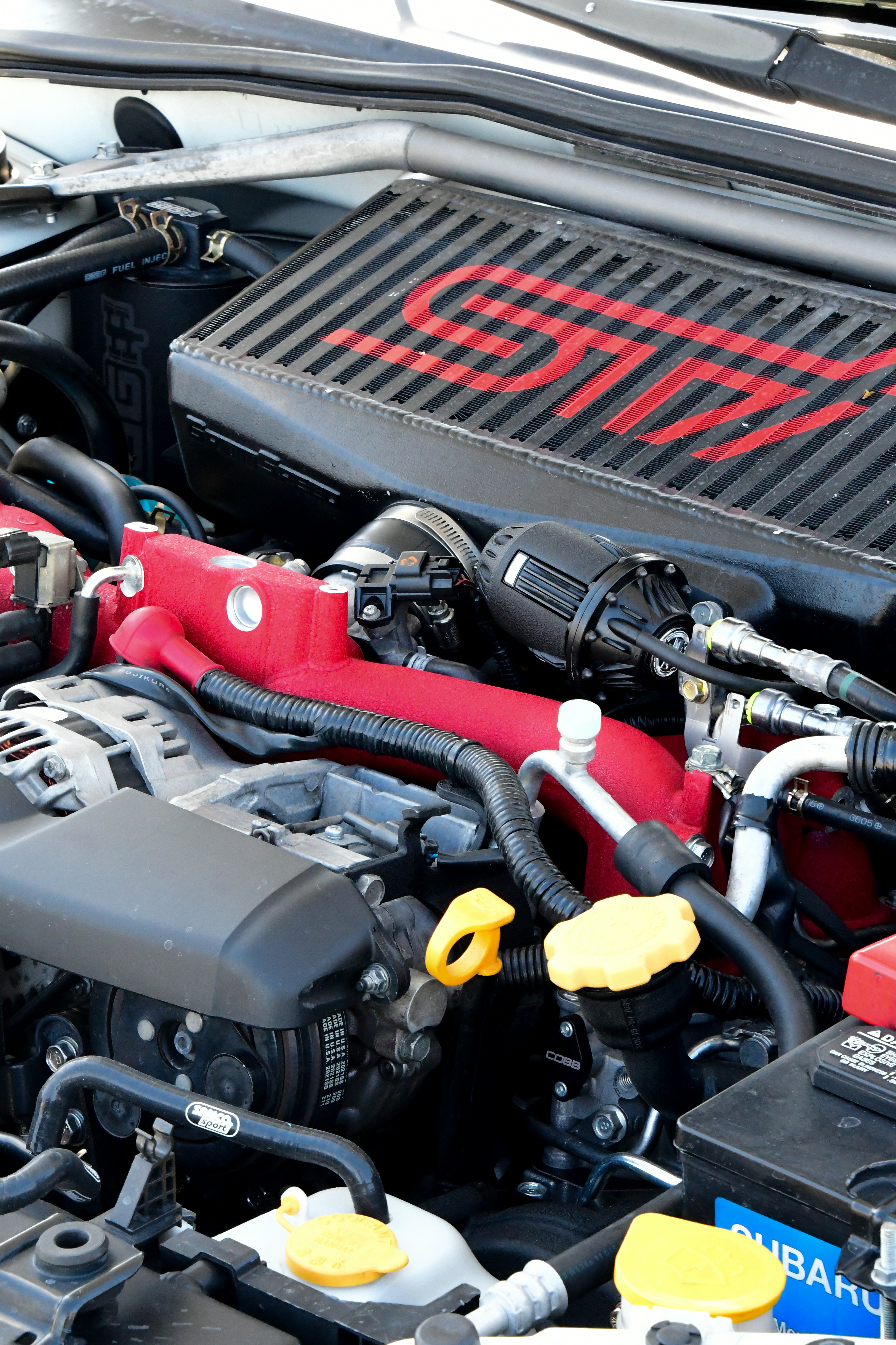 A close up of the engine of a car photo – Free Car Image on Unsplash