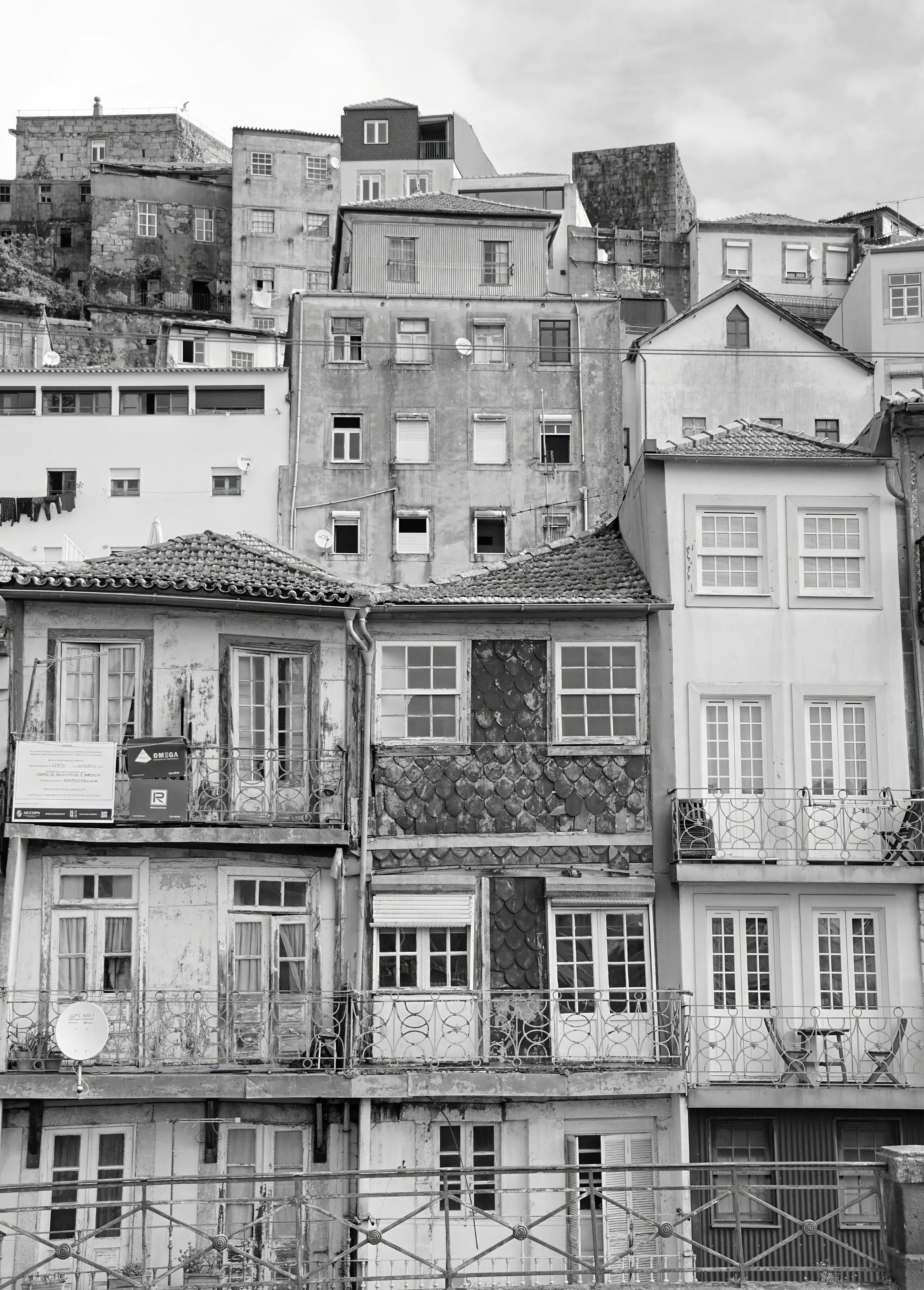 Weathered Facades in Monochrome: A Vertical Cityscape