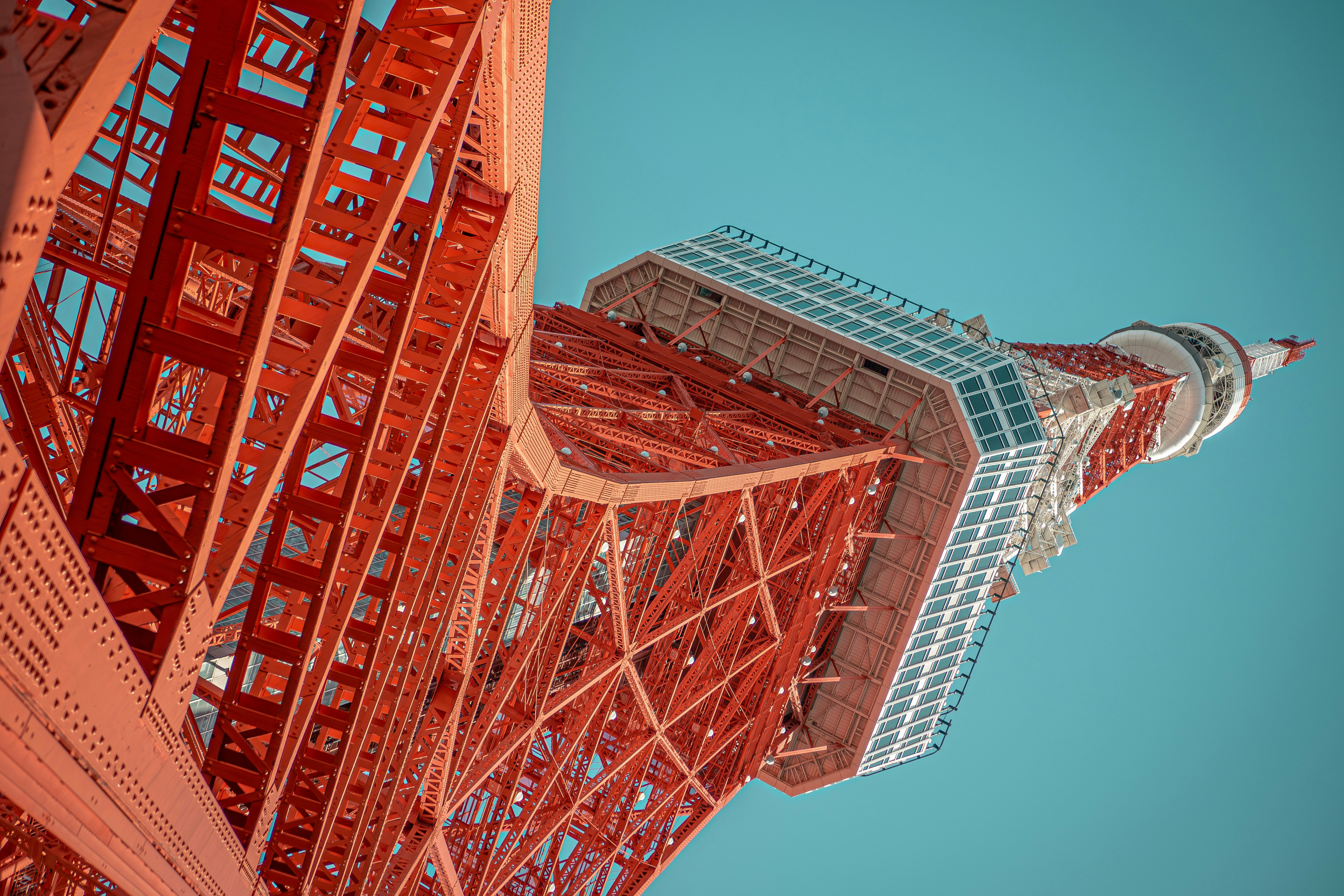A tall red tower with a sky background photo – Free Tokyo tower Image ...