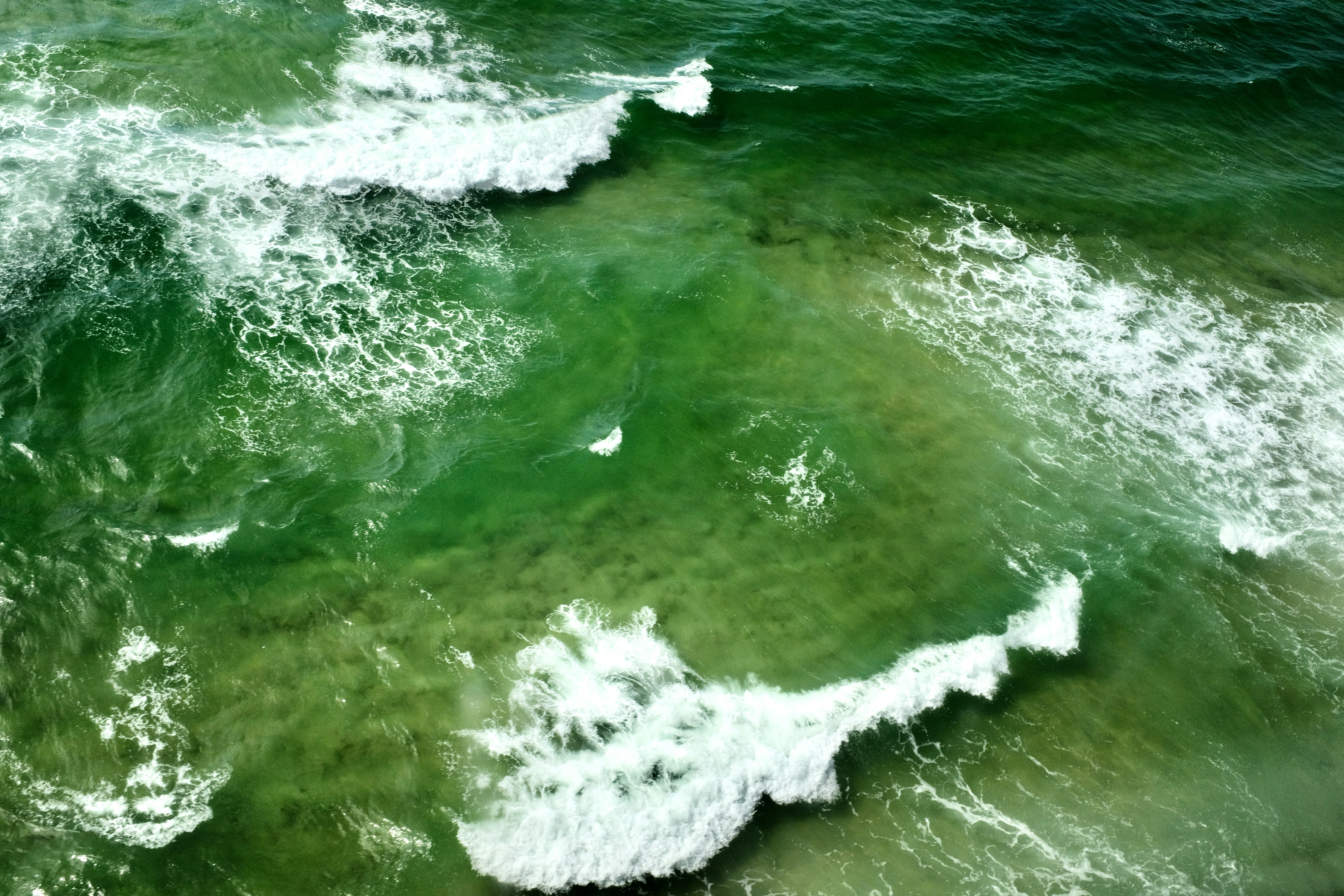 Coming in to land on Seventy Five Mile beach, K'gari (Fraser Island).