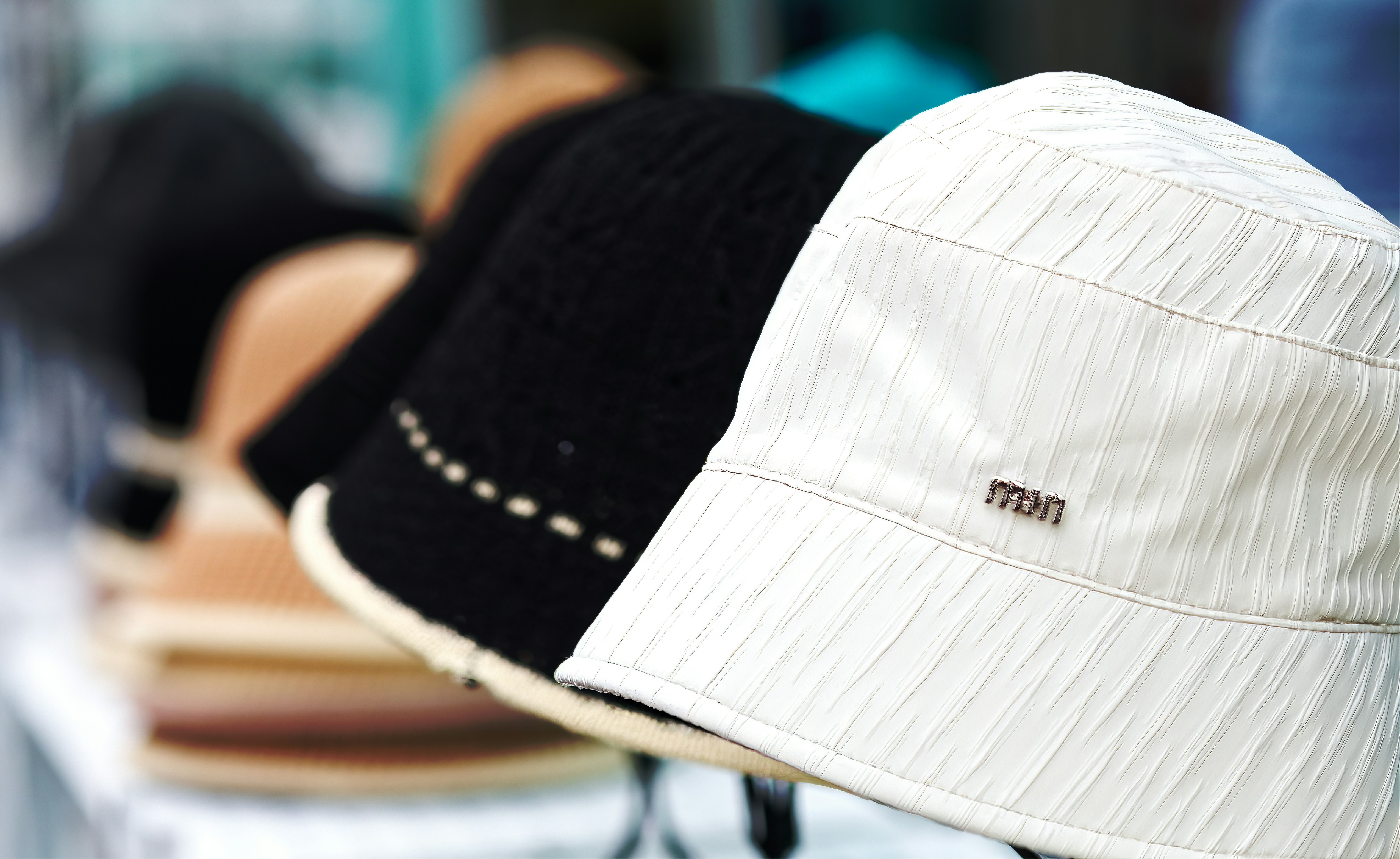 500+ Hats Pictures | Download Free Images on Unsplash