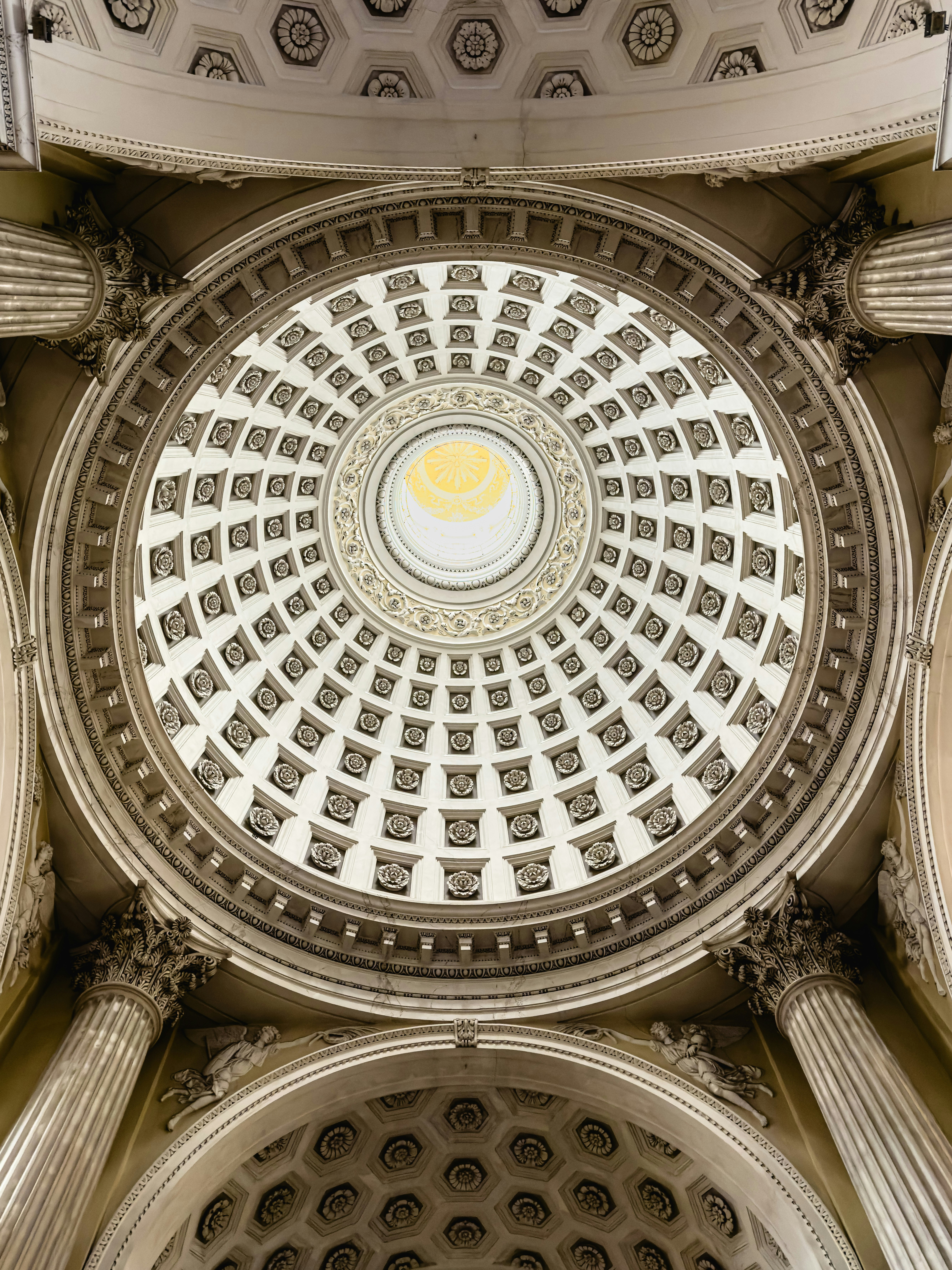 The ceiling of a building with columns and a dome photo – Free Italy ...