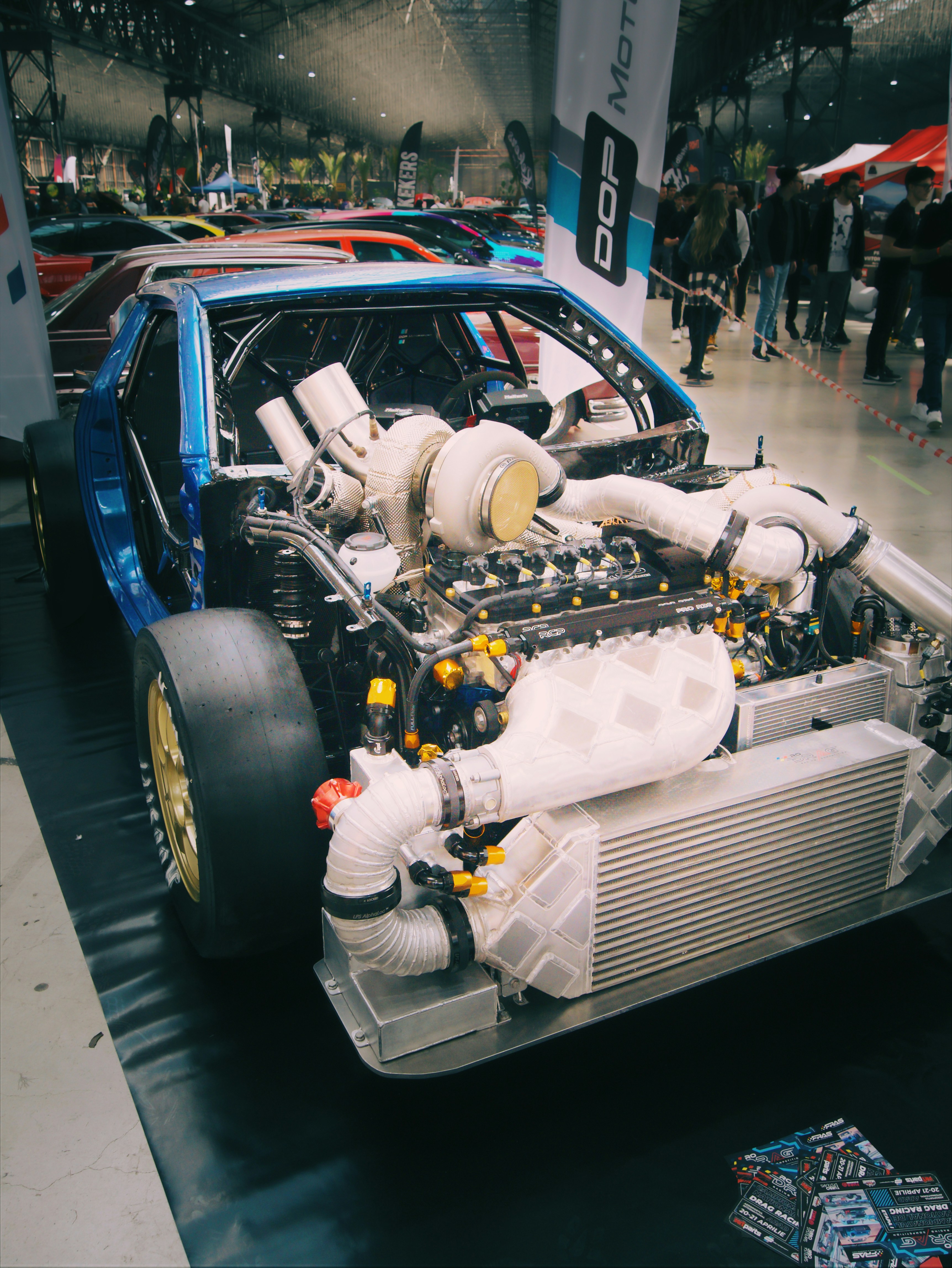 A car engine on display at a car show photo – Free Car photography ...