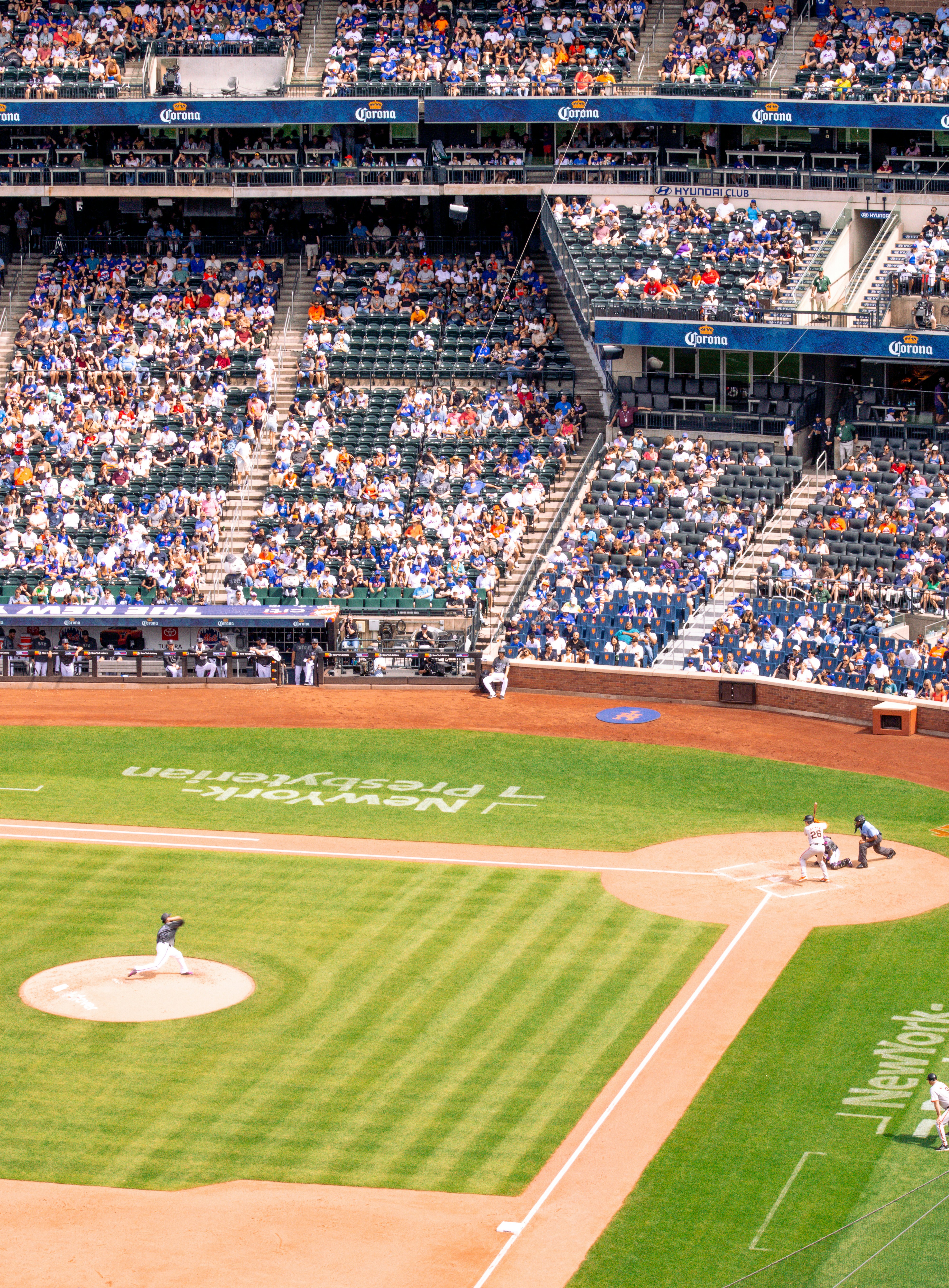 A baseball game in progress with the batter up to plate photo – Free ...