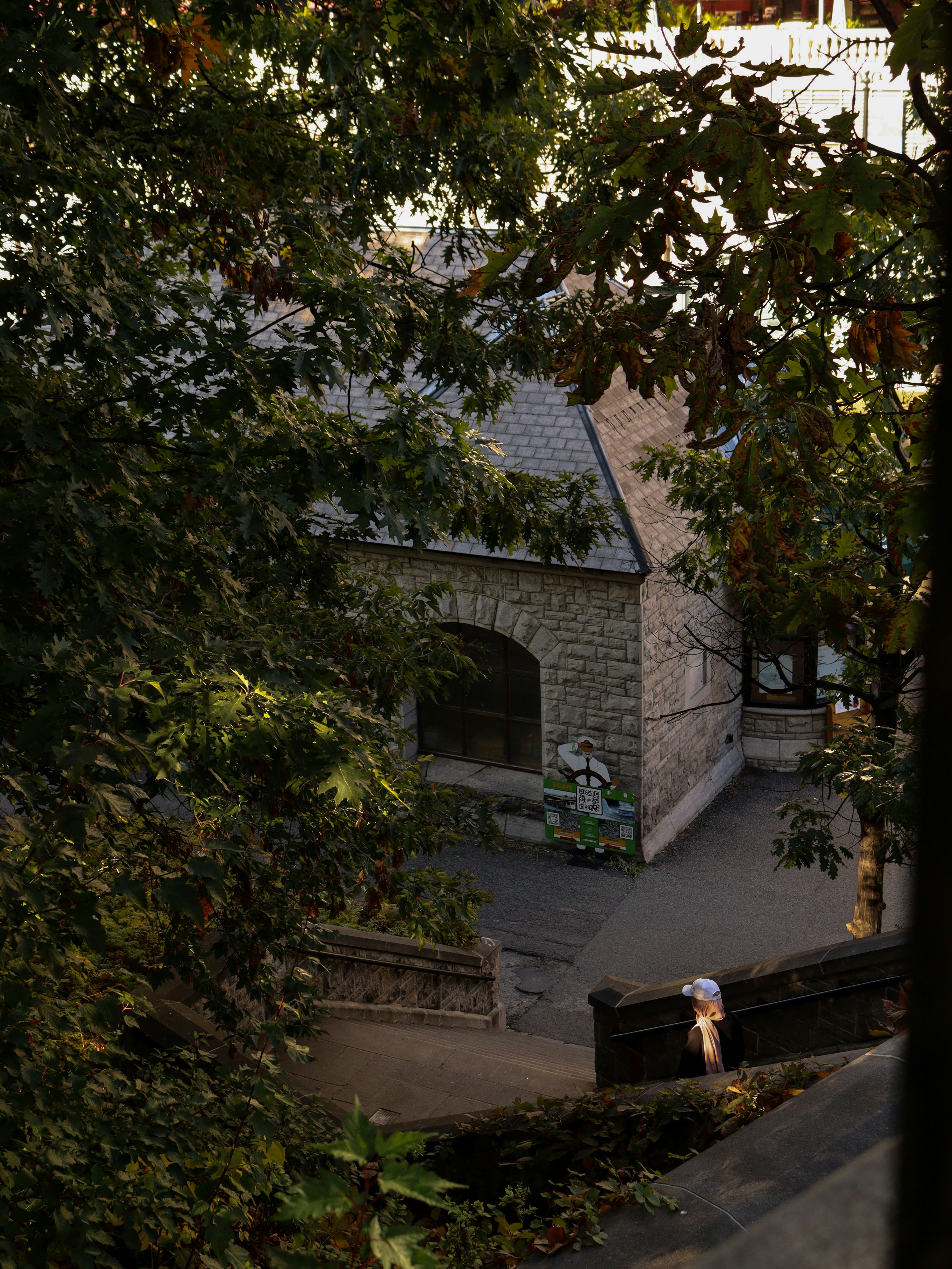 captured in the perfect time i guess ! I'm proud of this picture even tho it looks so simple , i love it hope you like too