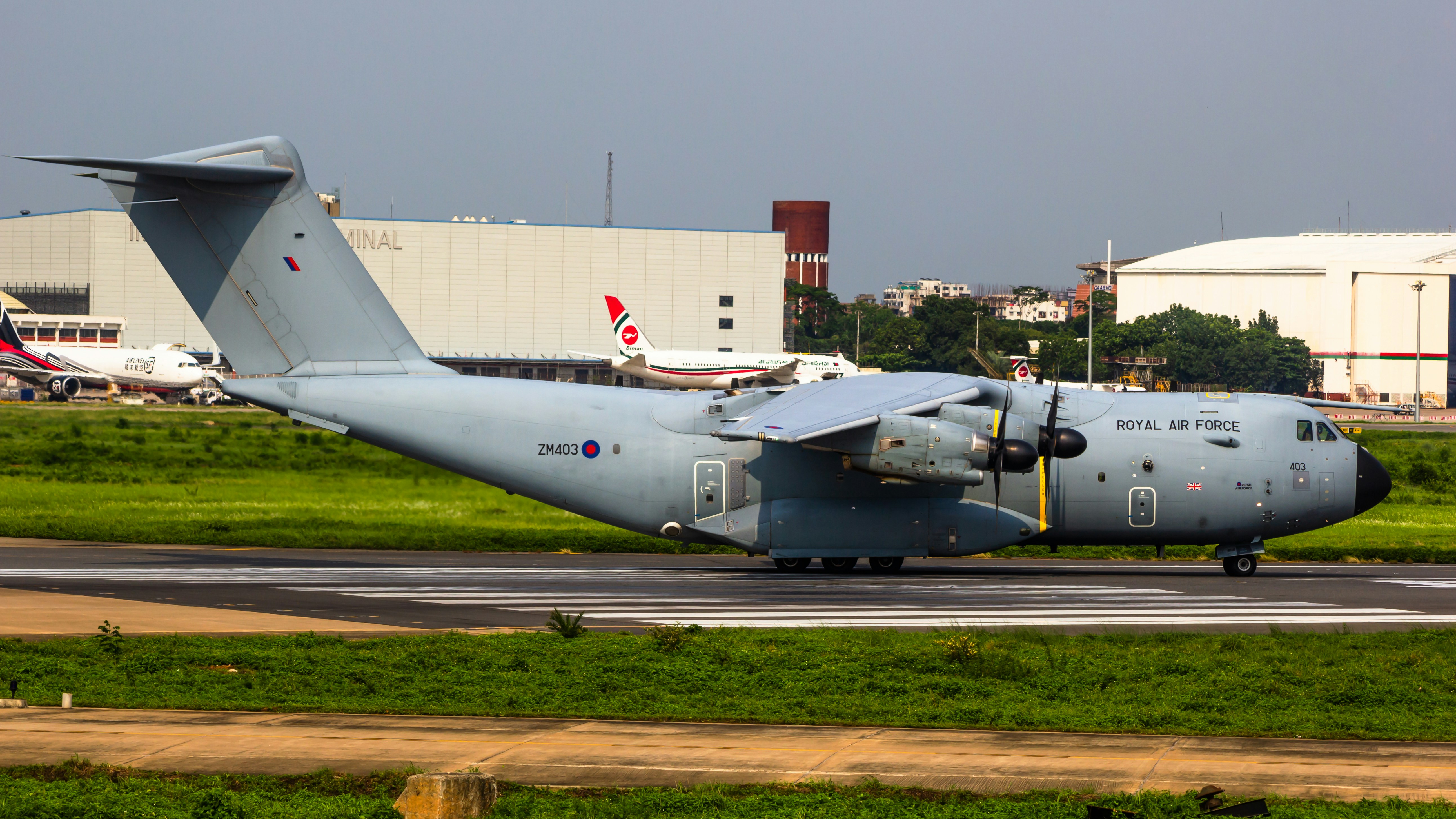 RCAF Transport in Turbulent Light: A C-130-like L-300 on a Taxi Run