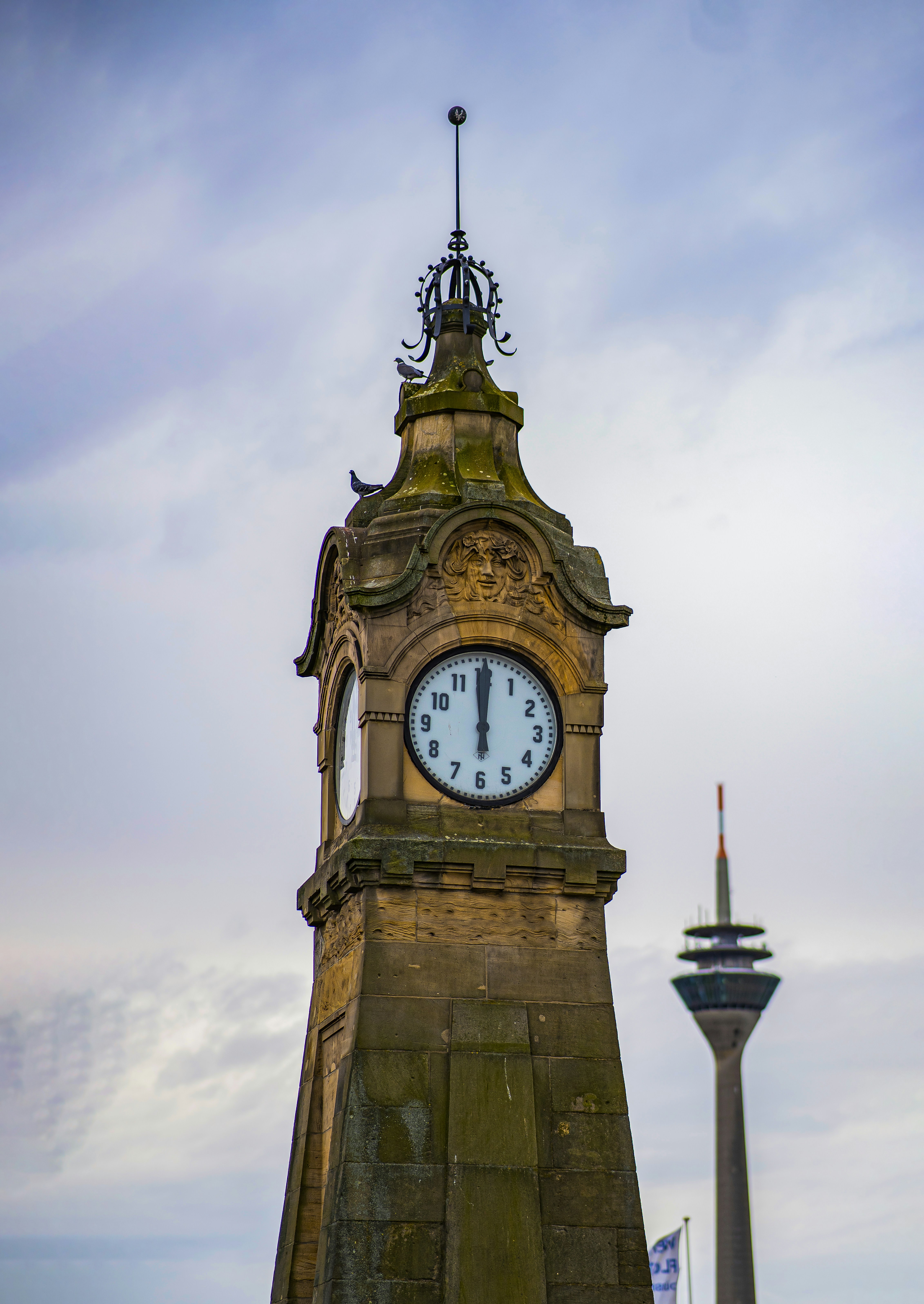 Photo by Jahanzeb Ahsan with Sony Alpha 7 IV