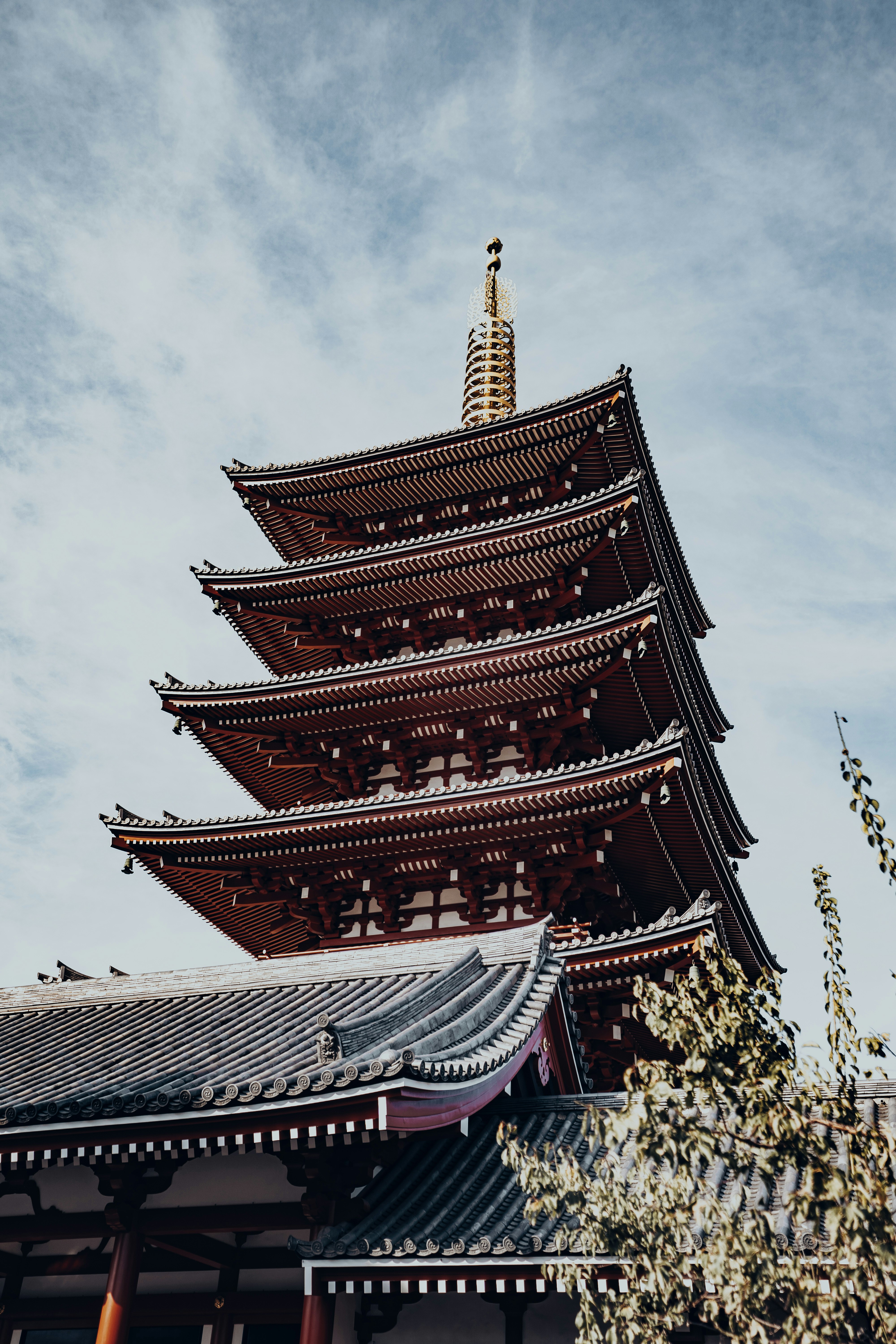 a pagoda in the very heart of Tokyo