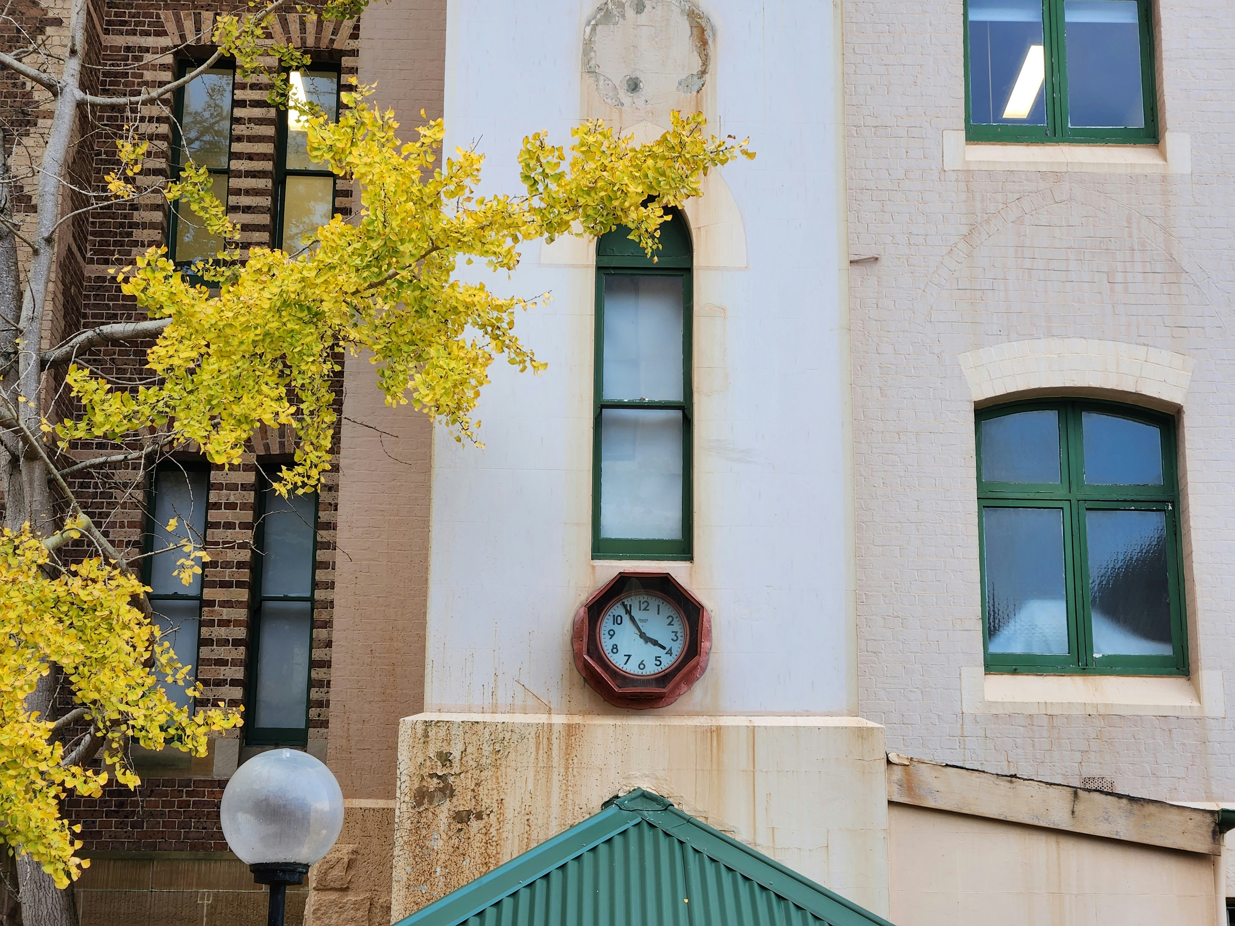 A building with a clock on the side of it photo – Free Sydney hospital ...