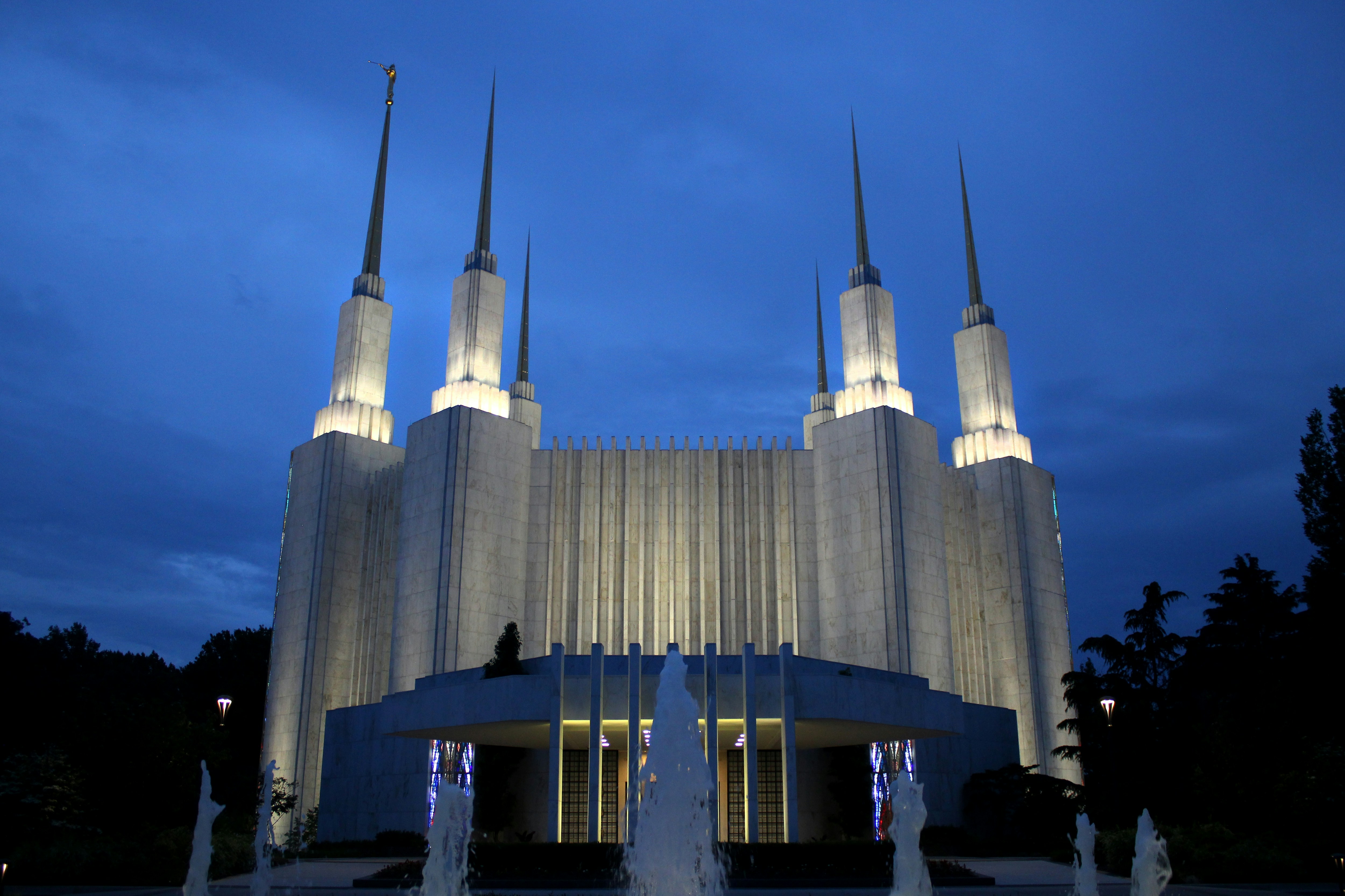 A very tall building with some very tall spires photo – Free Beautiful ...