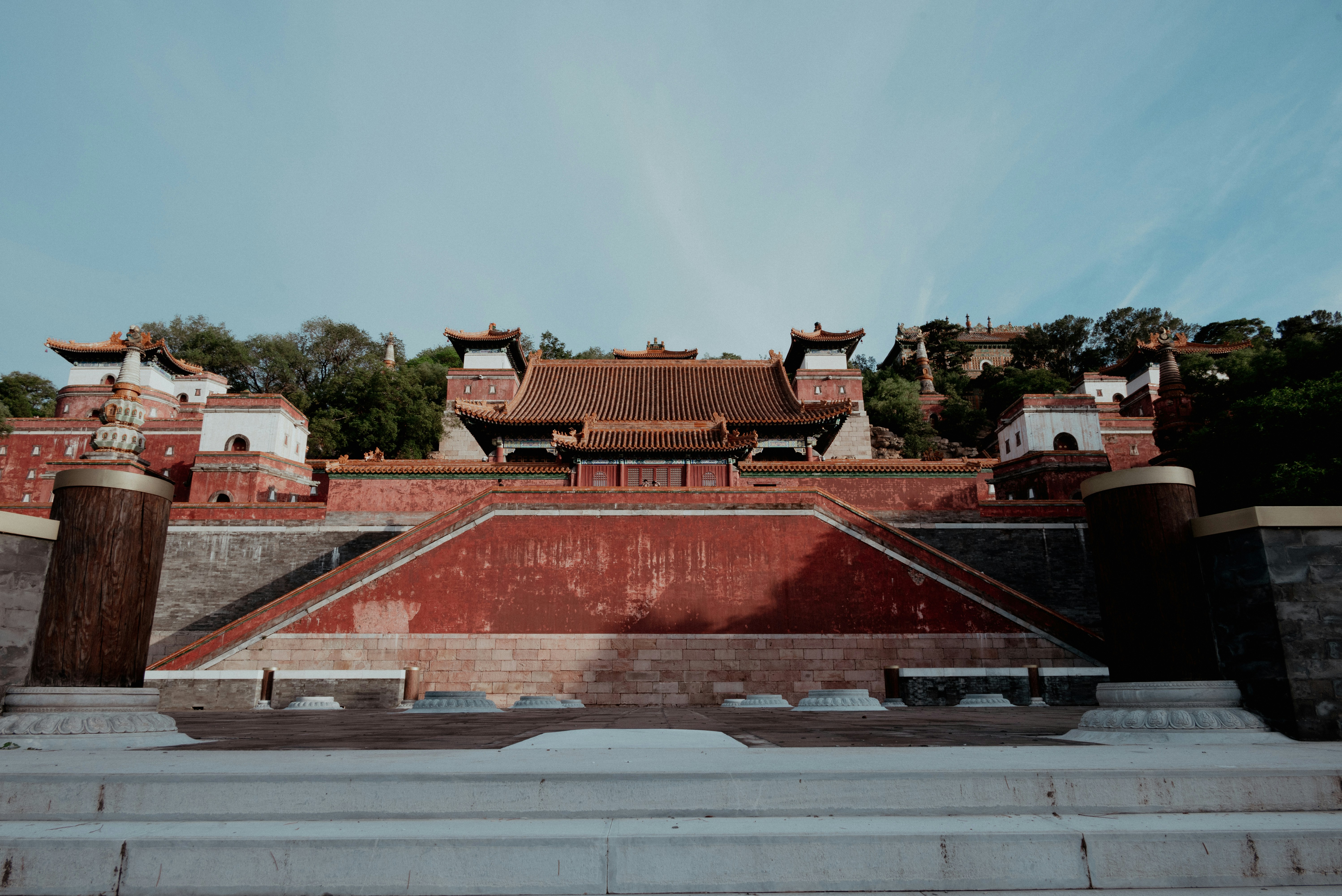 a large building with a lot of windows on top of it