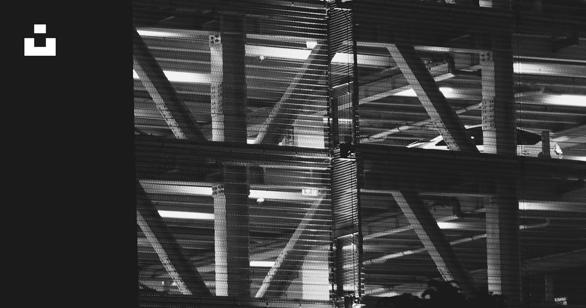 建設中の建物の白黒写真の写真 Unsplashのオークランドの無料画像