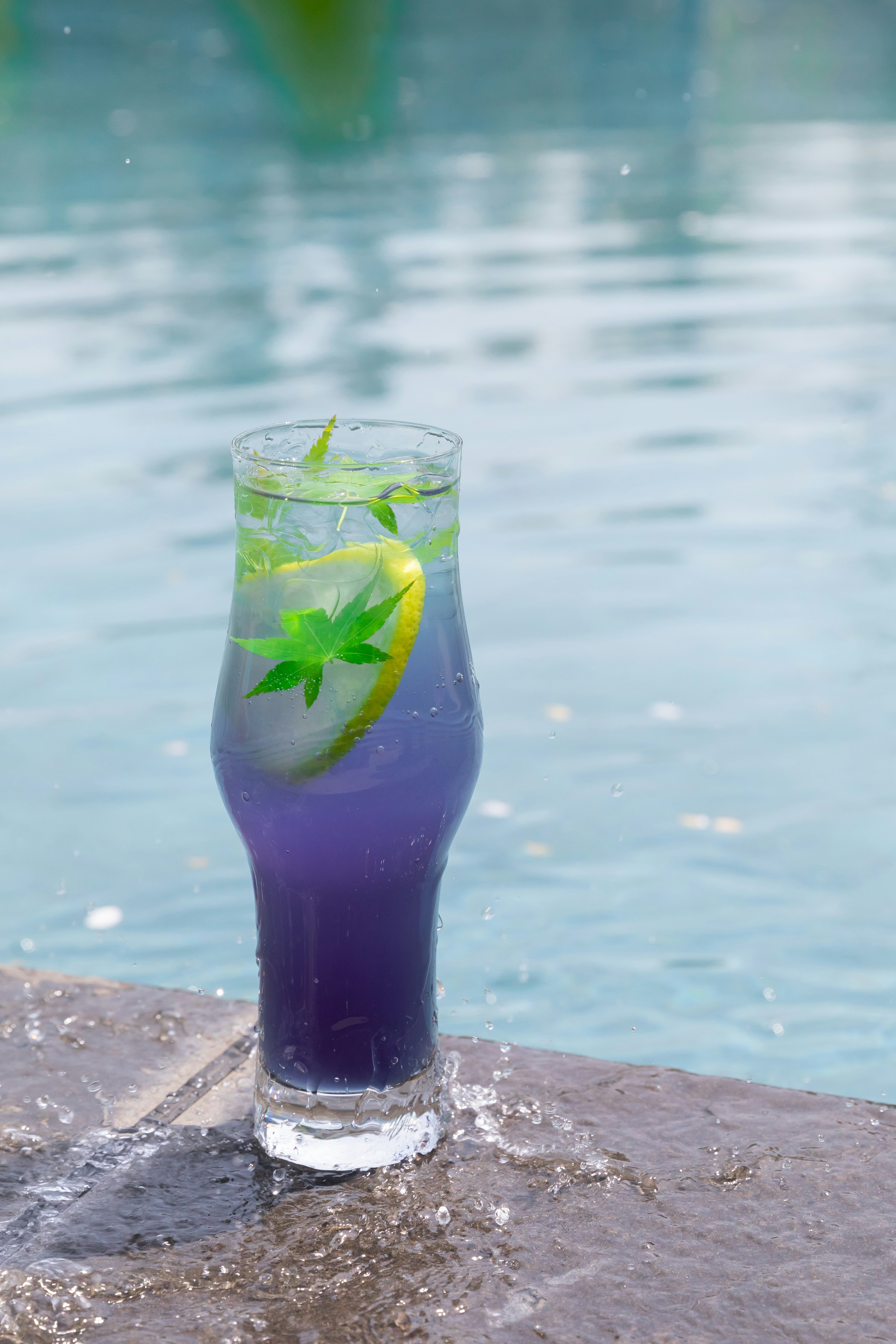Twilight Pour: Mint-Lime Gradient by the Poolside
