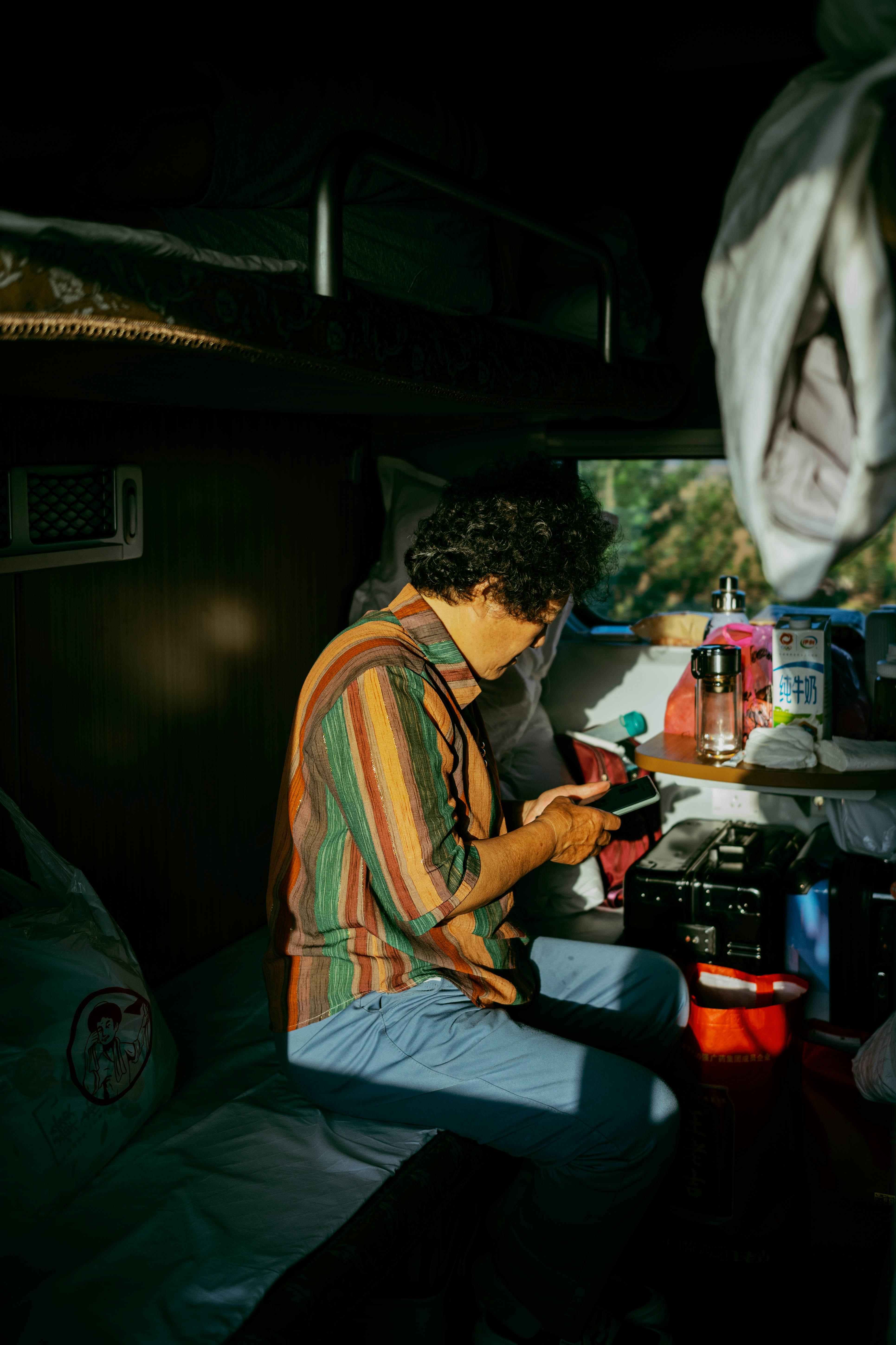 Stranded in a Quiet Van: Crafting with Light
