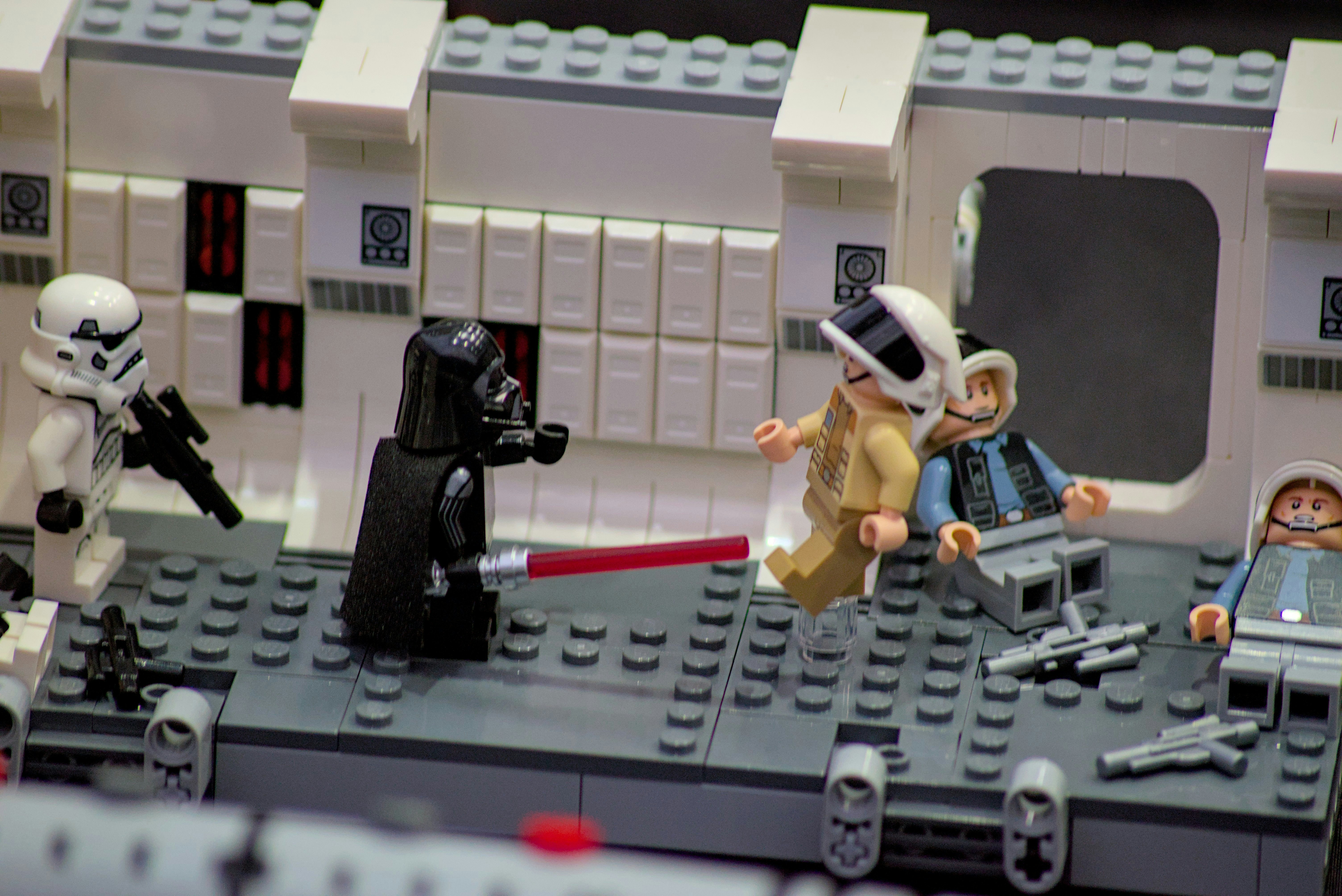 A lego star wars scene is shown with legos photo – Free Toy Image on ...