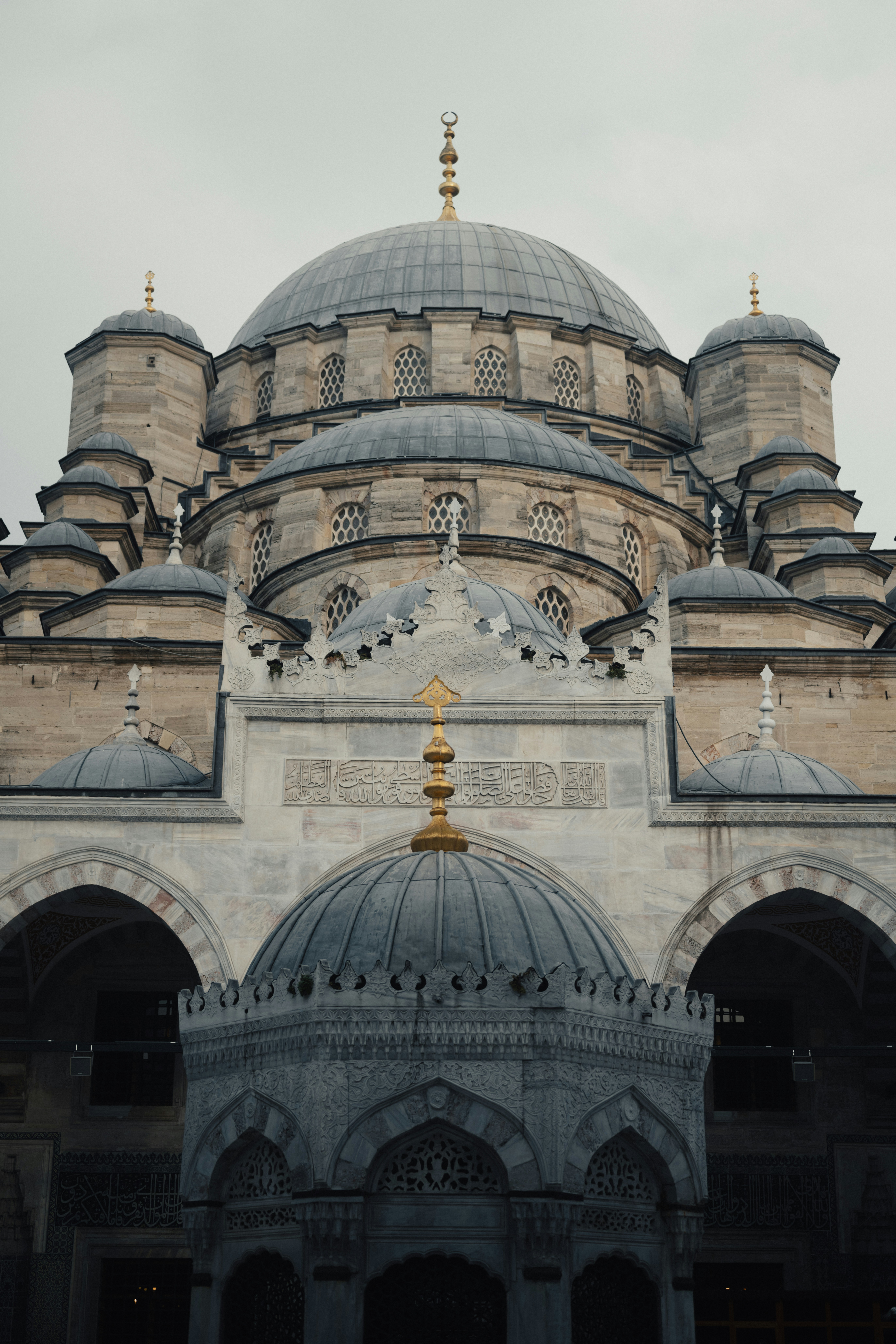 Crescent Crown: Central Dome Ensemble of a Historic Mosque