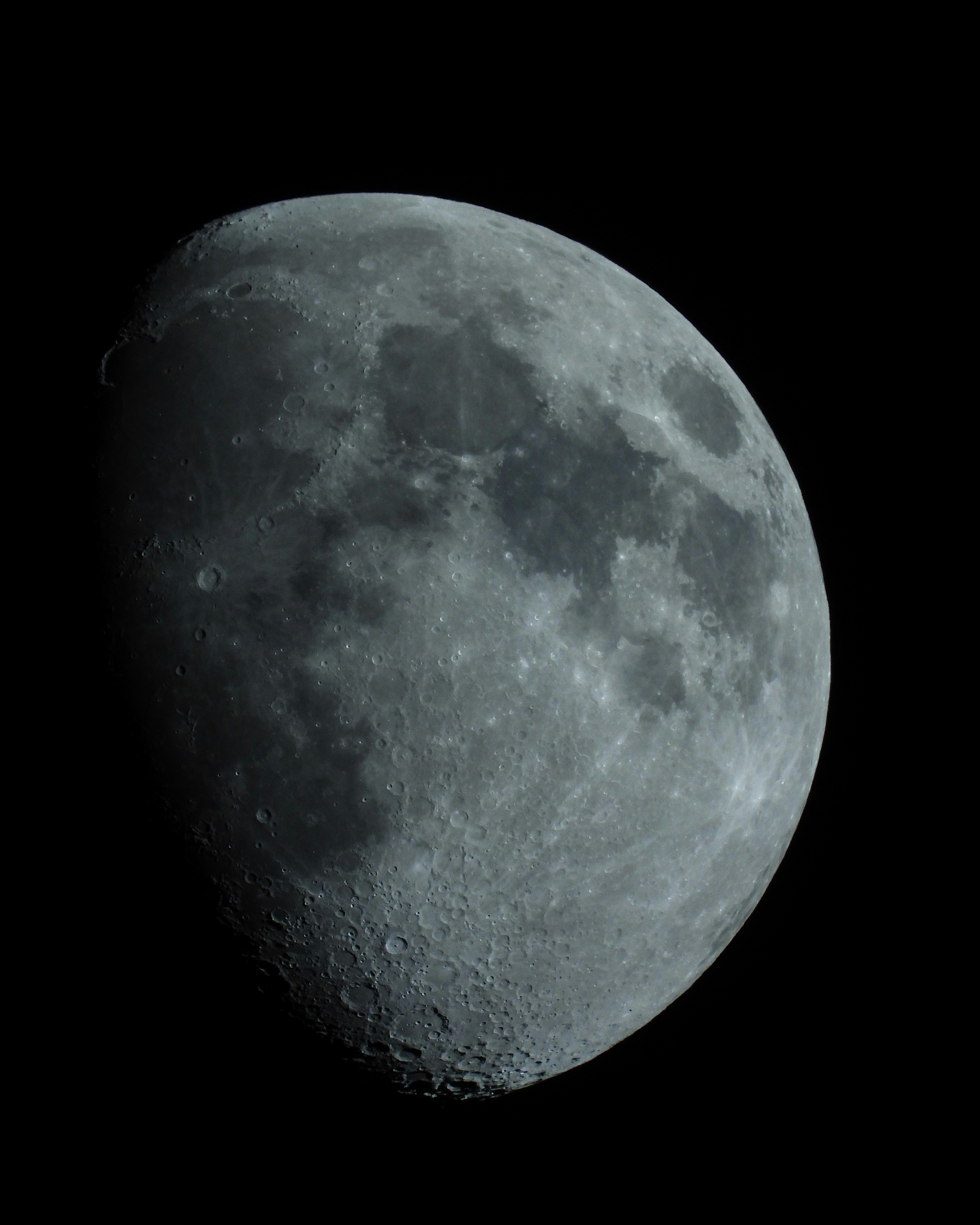 A close up of the moon in the sky photo – Free Moon Image on Unsplash