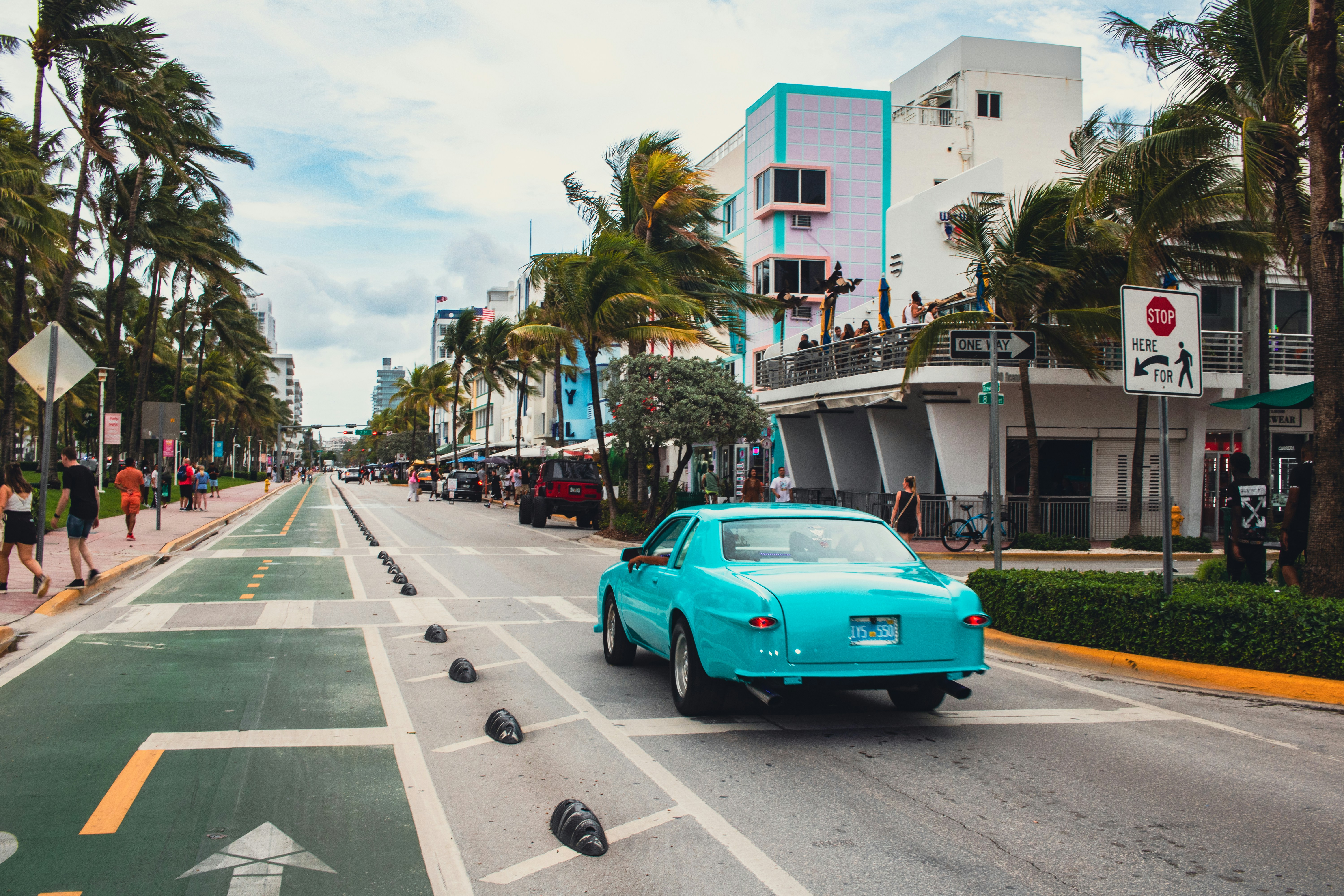 Turquoise Classic on Ocean Drive: Palm-Lined Miami Beach Street