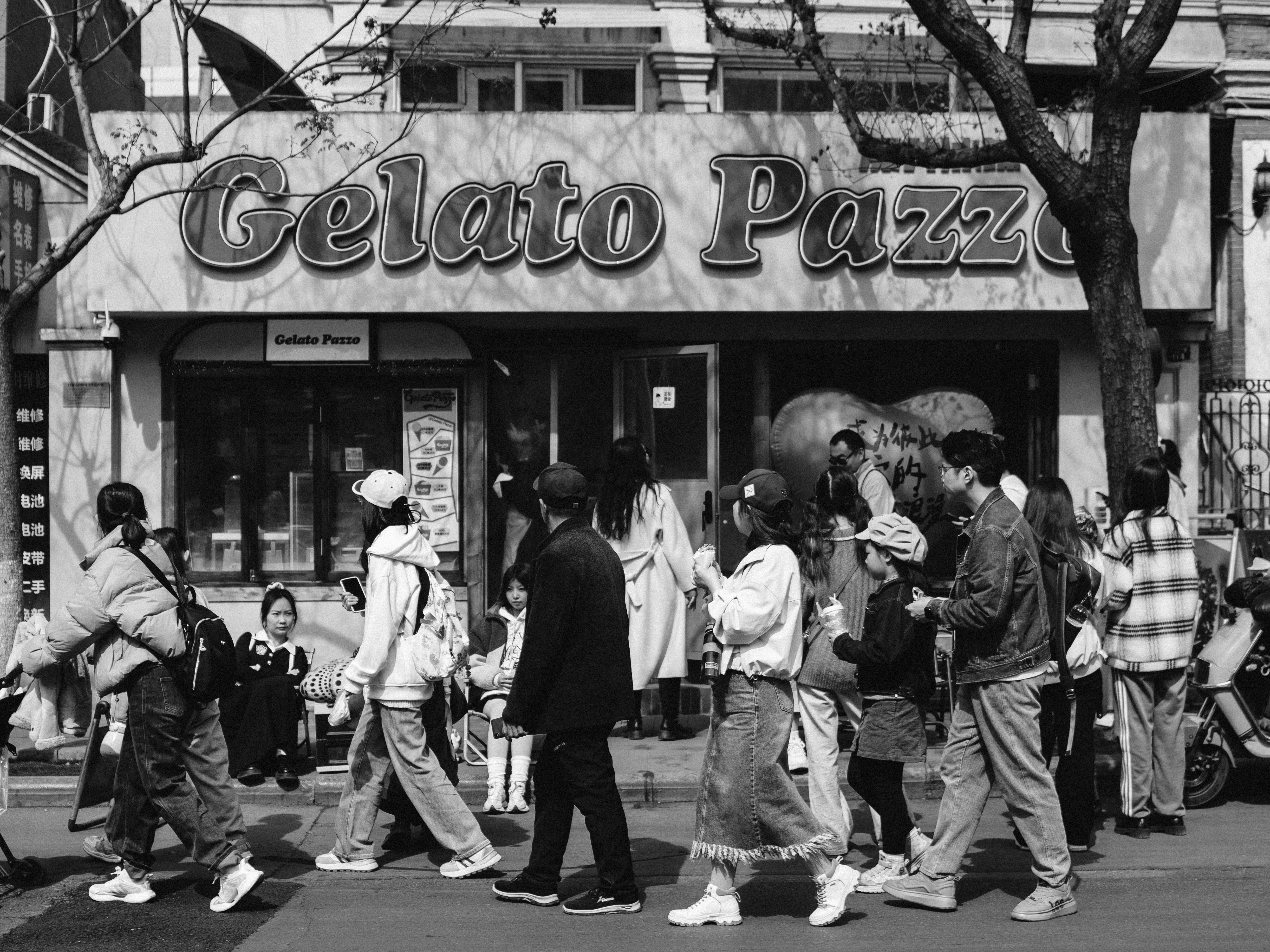 Midtown Foot Traffic Converges at Gelato Pazzo