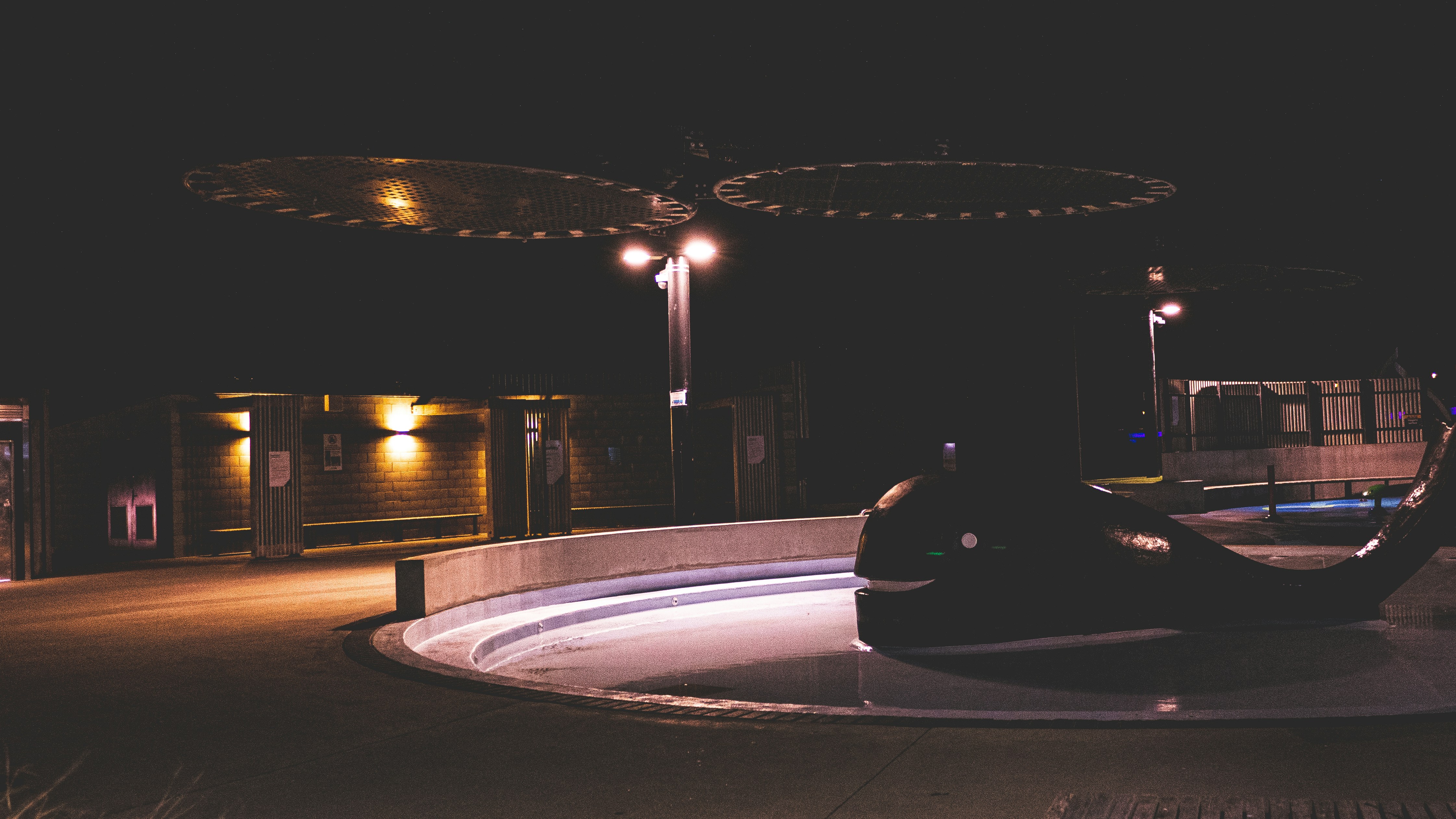 Moonlit Curve by the Circular Pool: A Quiet Night Plaza Sculpture